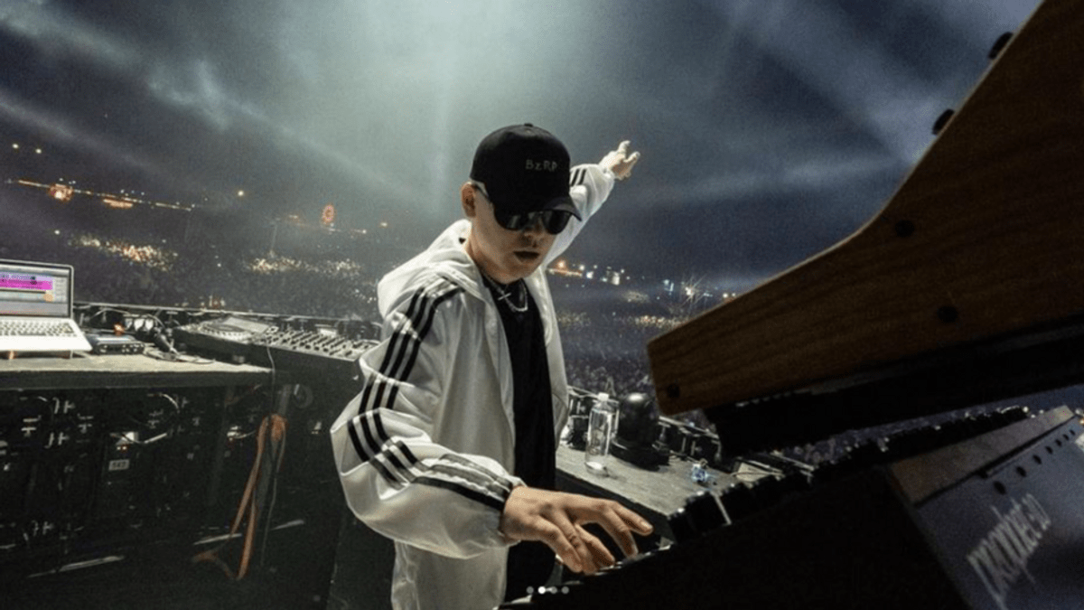 Bizarrap Wallpapers - Top Free Bizarrap Backgrounds - WallpaperAccess