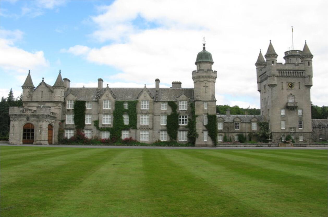Balmoral Castle Wallpapers - Top Free Balmoral Castle Backgrounds ...