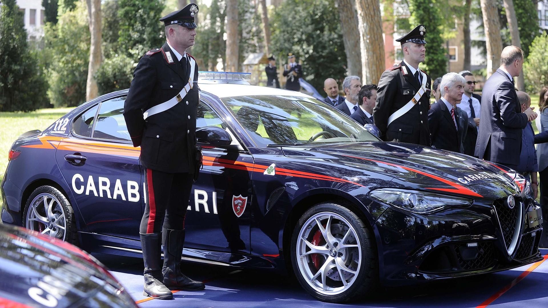 Carabinieri Wallpapers - Top Free Carabinieri Backgrounds - WallpaperAccess