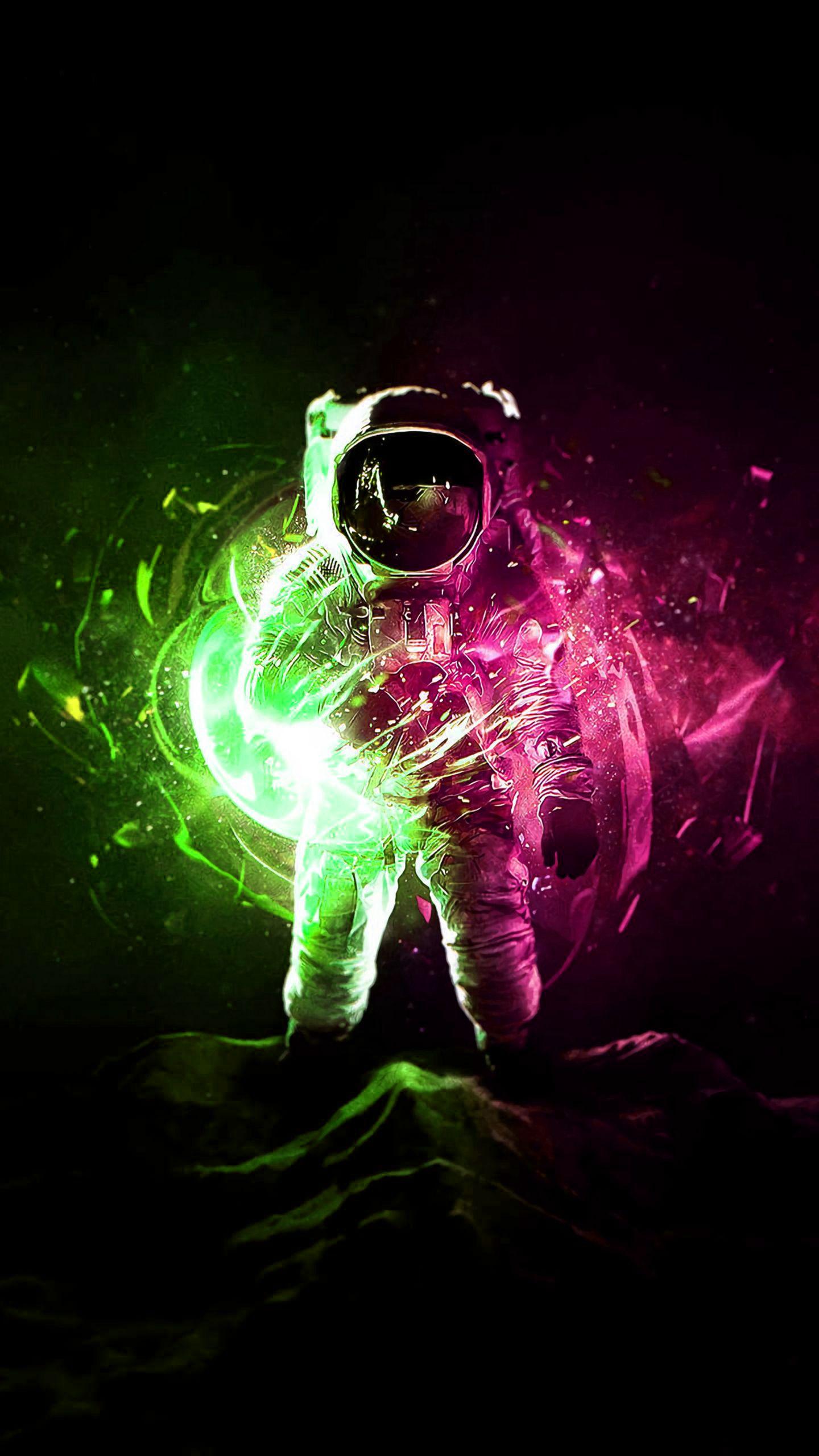 Purple Astronaut Wallpapers - Top Free Purple Astronaut Backgrounds ...