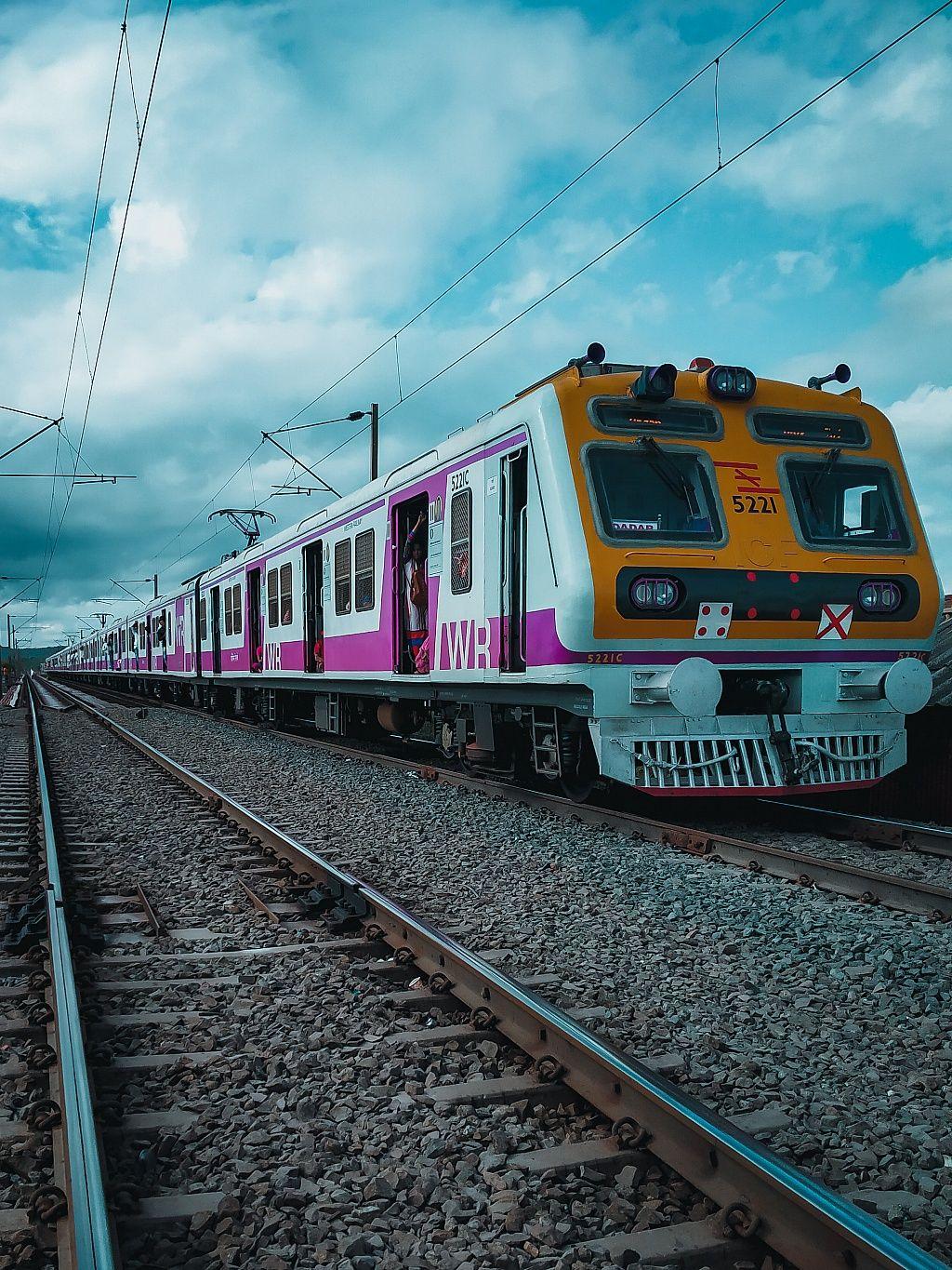 Local Train Wallpapers - Top Free Local Train Backgrounds - WallpaperAccess