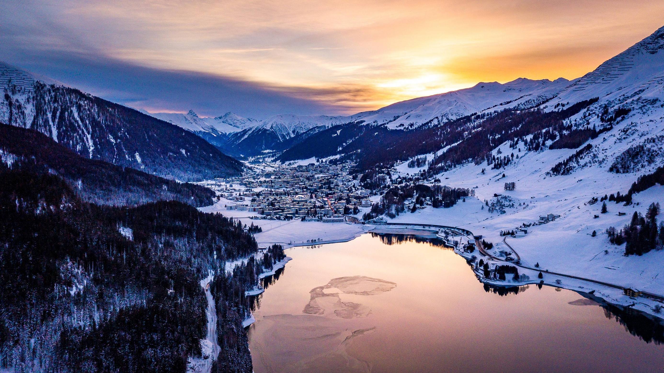 Swiss 4K Wallpapers - Top Free Swiss 4K Backgrounds - WallpaperAccess