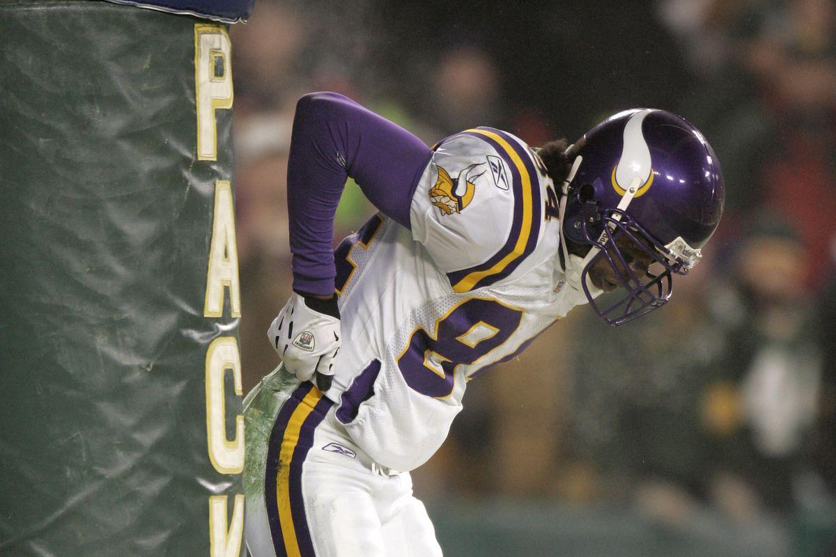 Randy Moss Vikings Wallpapers - Top Free Randy Moss Vikings Backgrounds - WallpaperAccess