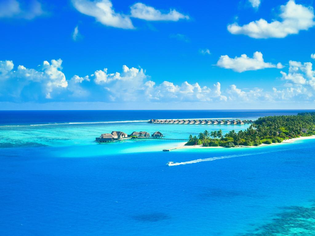 Blue Sky and Sea Wallpapers - Top Free Blue Sky and Sea Backgrounds ...