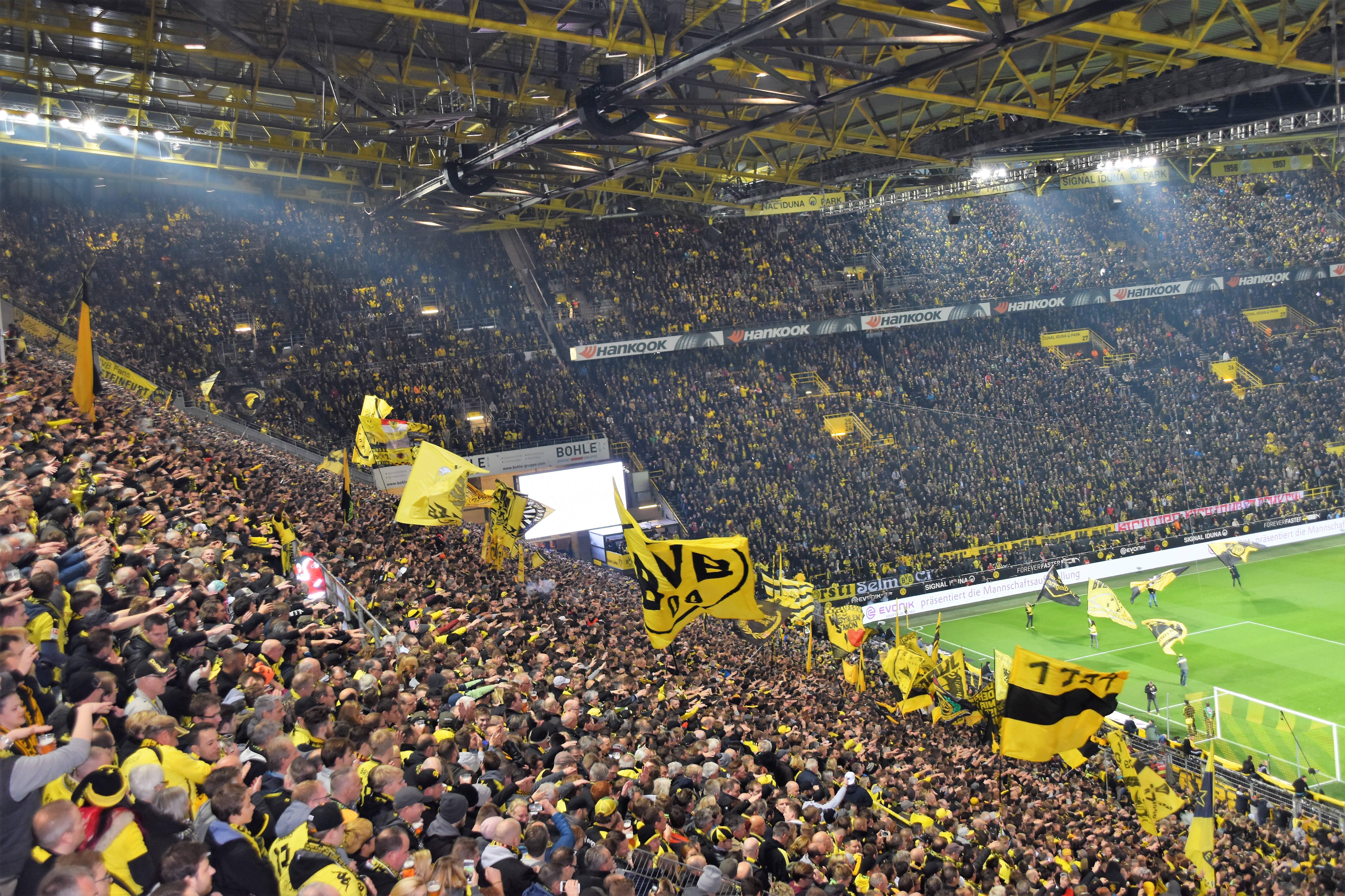 Borussia Dortmund Stadium Wallpapers - Top Free Borussia Dortmund ...