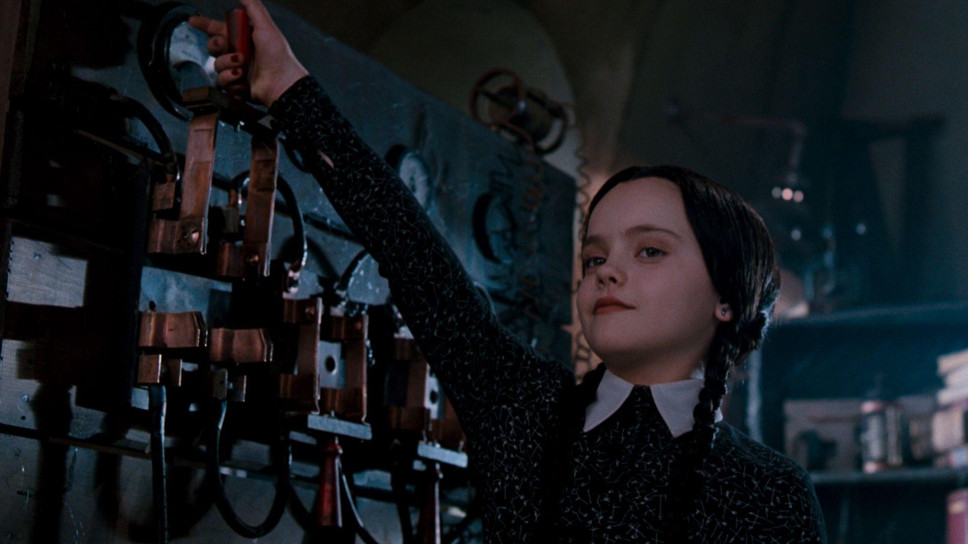 Wednesday Addams Wallpapers - Top Free Wednesday Addams Backgrounds ...