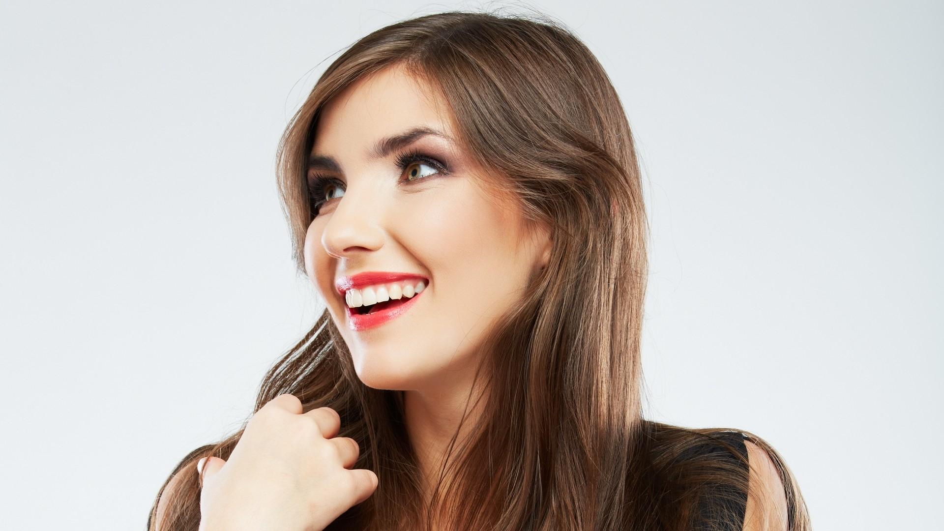 Smile Woman Wallpapers - Top Free Smile Woman Backgrounds - WallpaperAccess