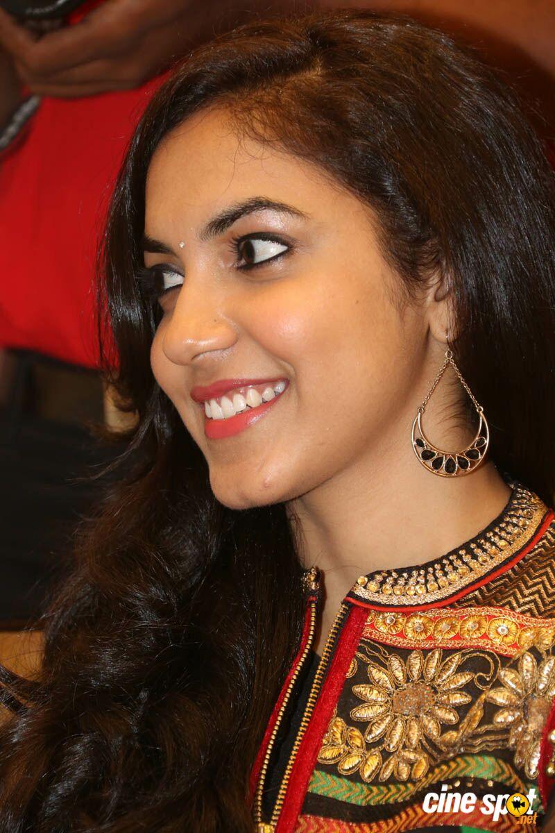 Ritu Verma Wallpapers - Top Free Ritu Verma Backgrounds - WallpaperAccess