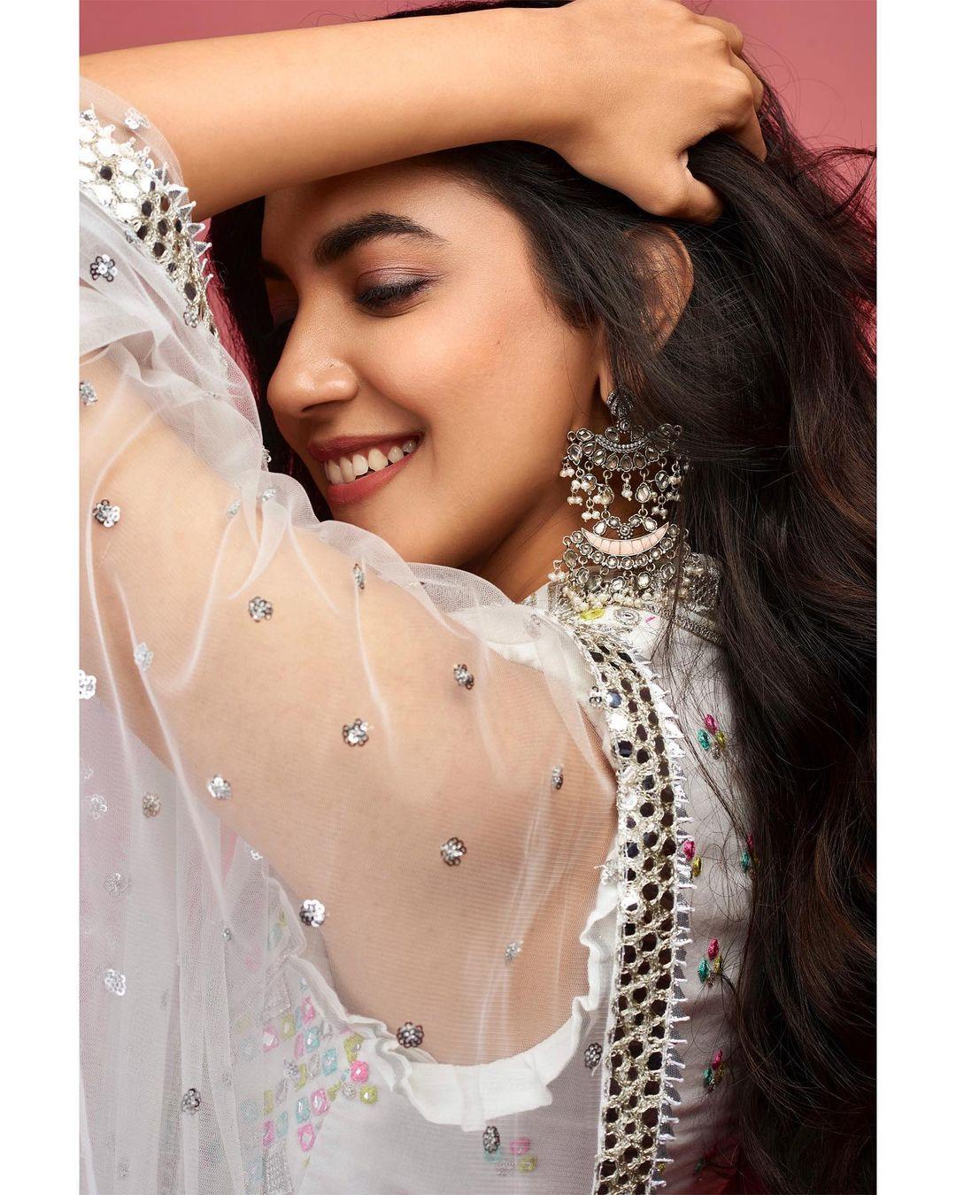 Ritu Verma Wallpapers - Top Free Ritu Verma Backgrounds - WallpaperAccess