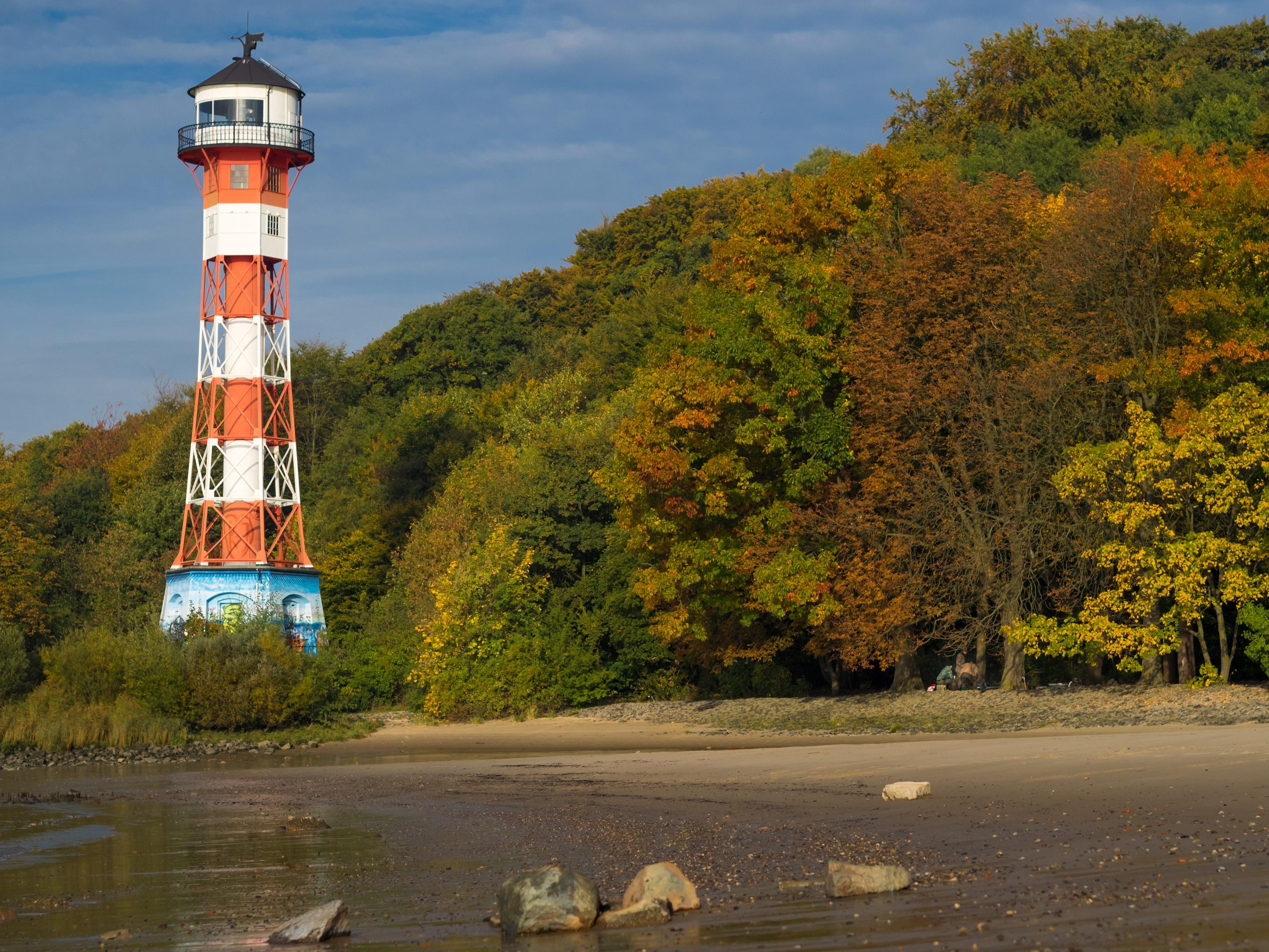 Autumn Lighthouse Wallpapers - Top Free Autumn Lighthouse Backgrounds ...