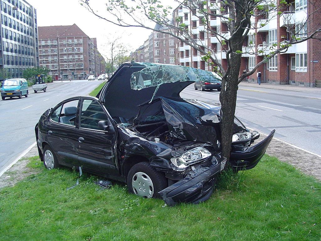 Car Crash Wallpapers - Top Free Car Crash Backgrounds - WallpaperAccess