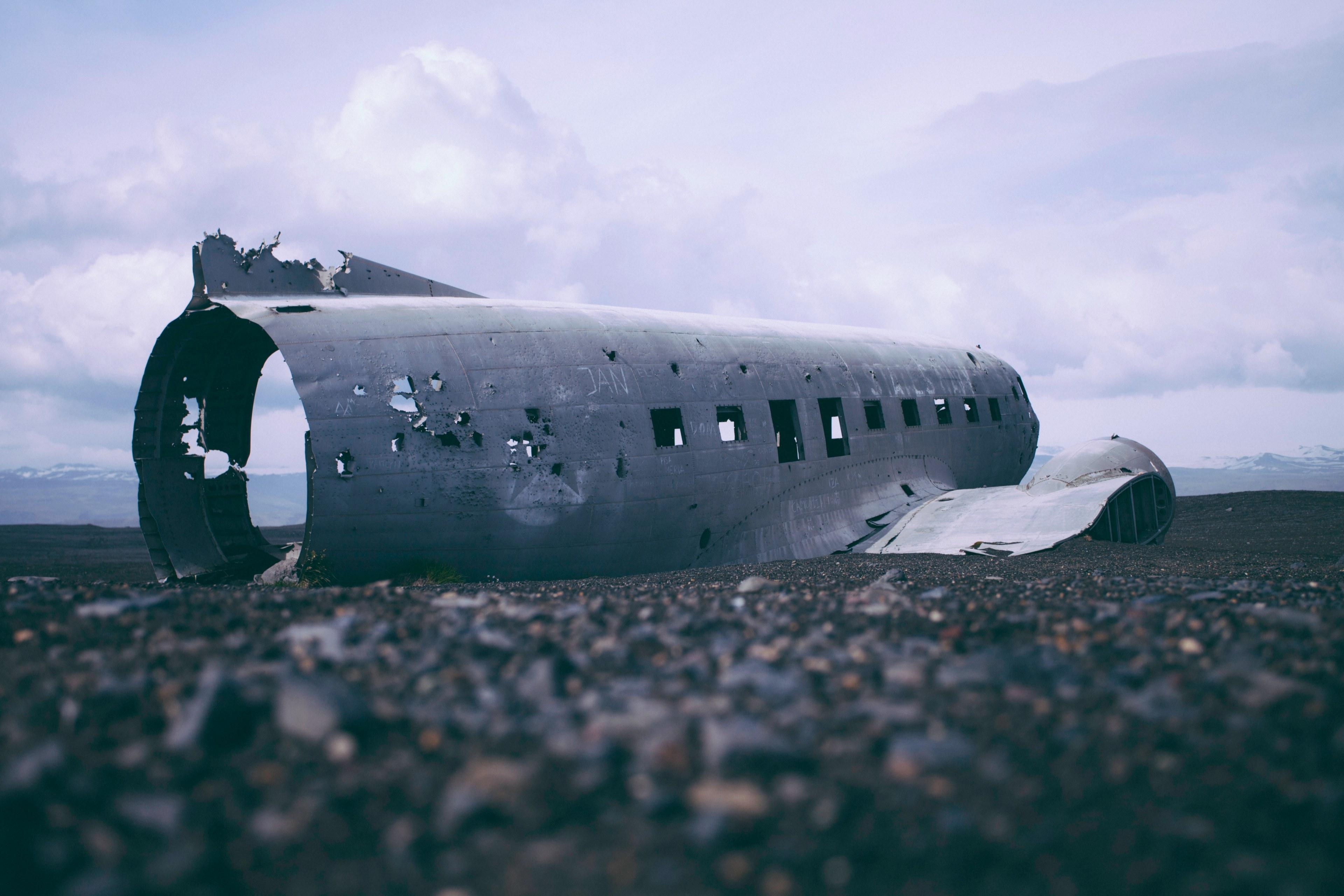 Plane Crash Wallpapers - Top Free Plane Crash Backgrounds - WallpaperAccess