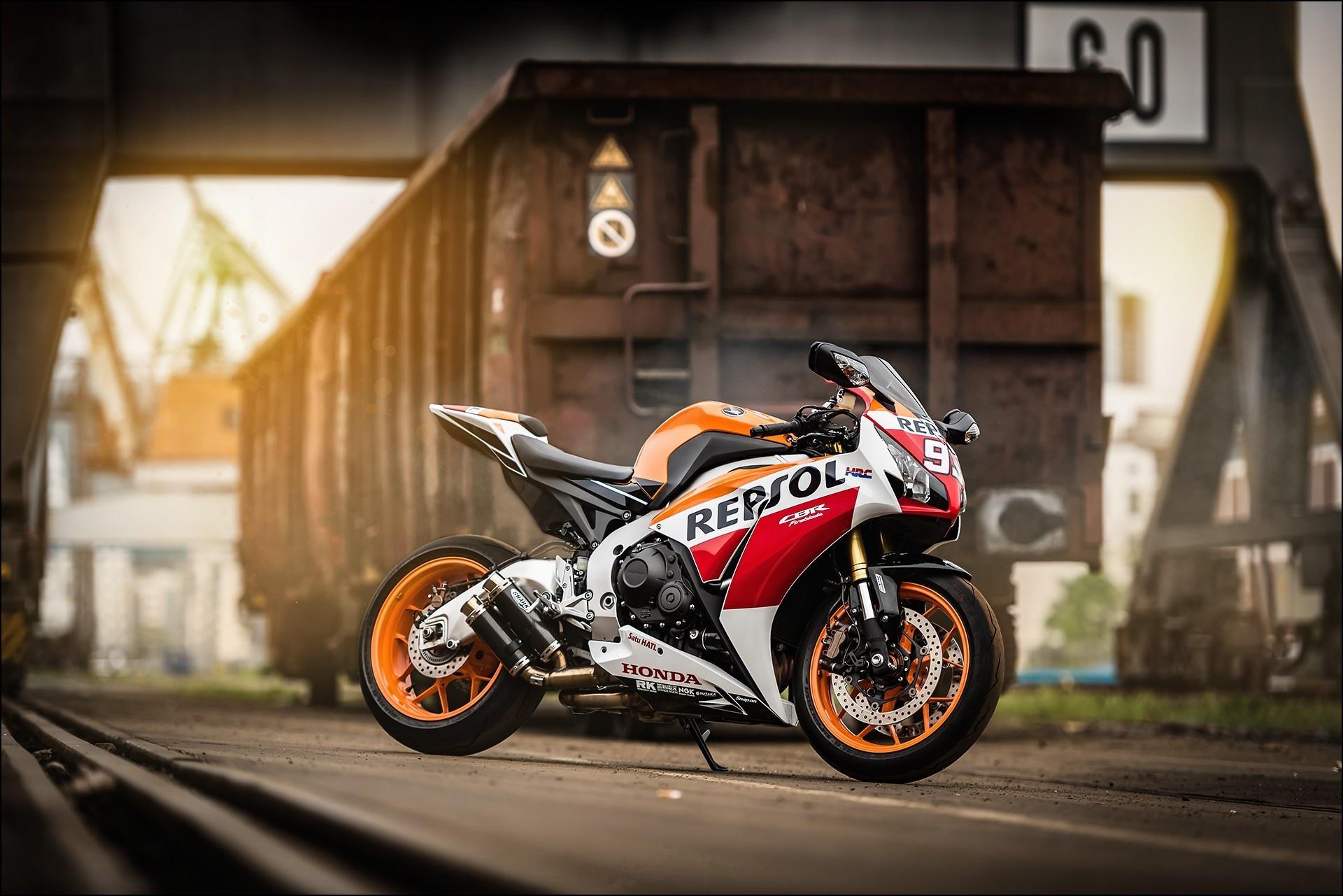Repsol Wallpapers - Top Free Repsol Backgrounds - WallpaperAccess