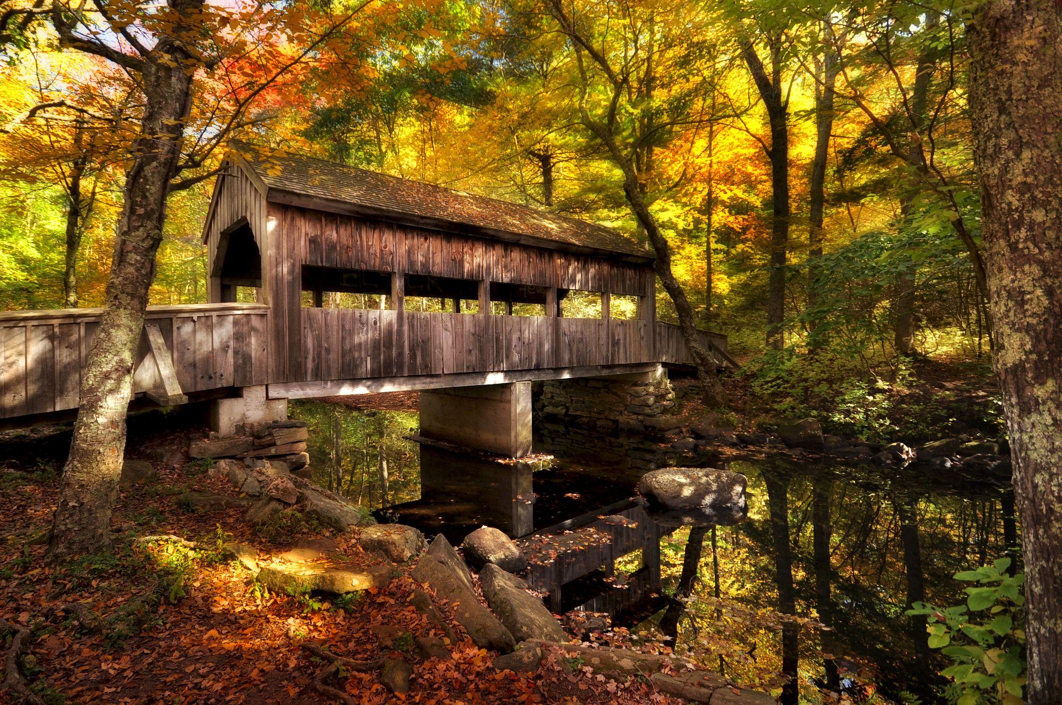 Covered Bridge Autumn Wallpapers - Top Free Covered Bridge Autumn ...