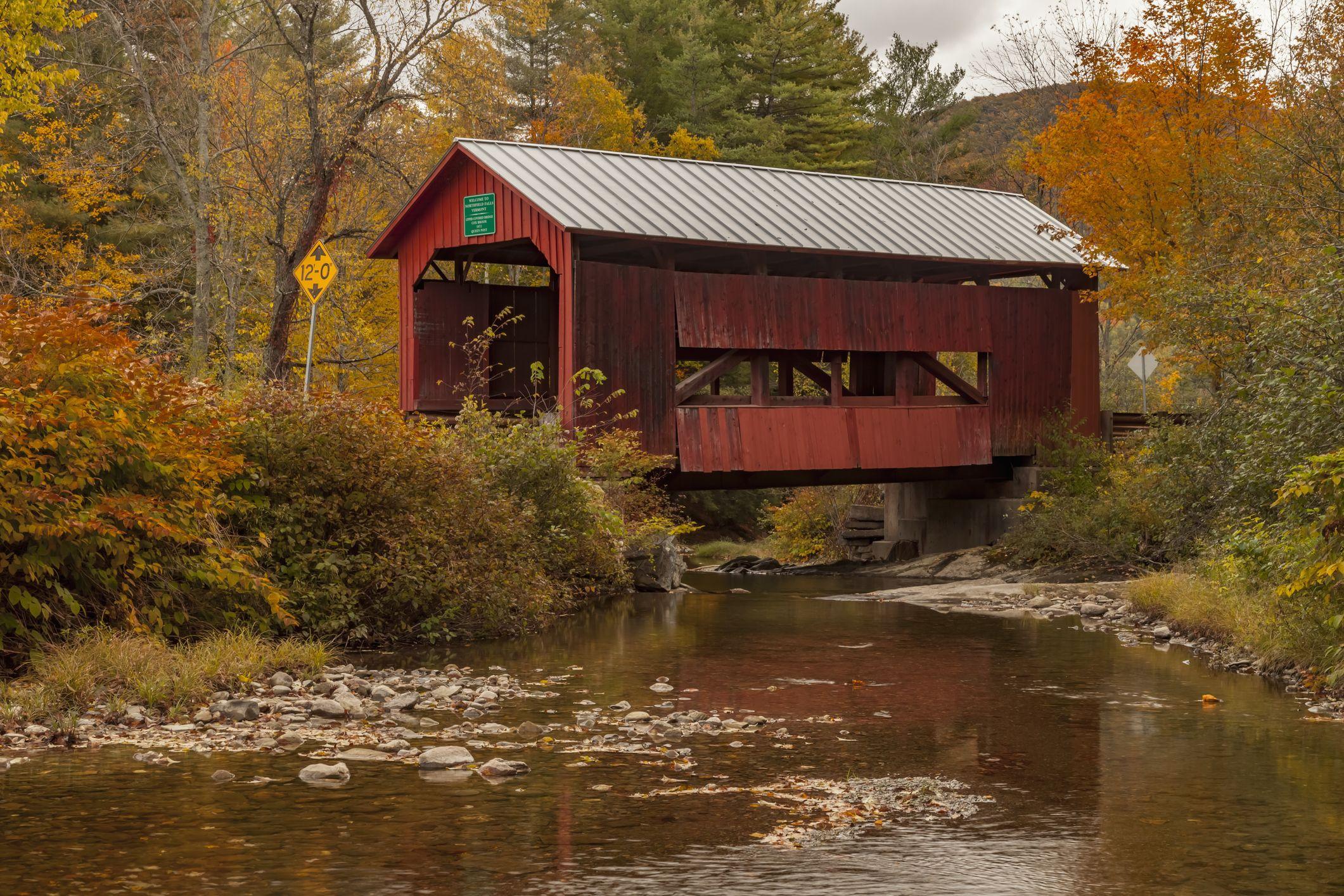 Covered Bridge Autumn Wallpapers - Top Free Covered Bridge Autumn ...