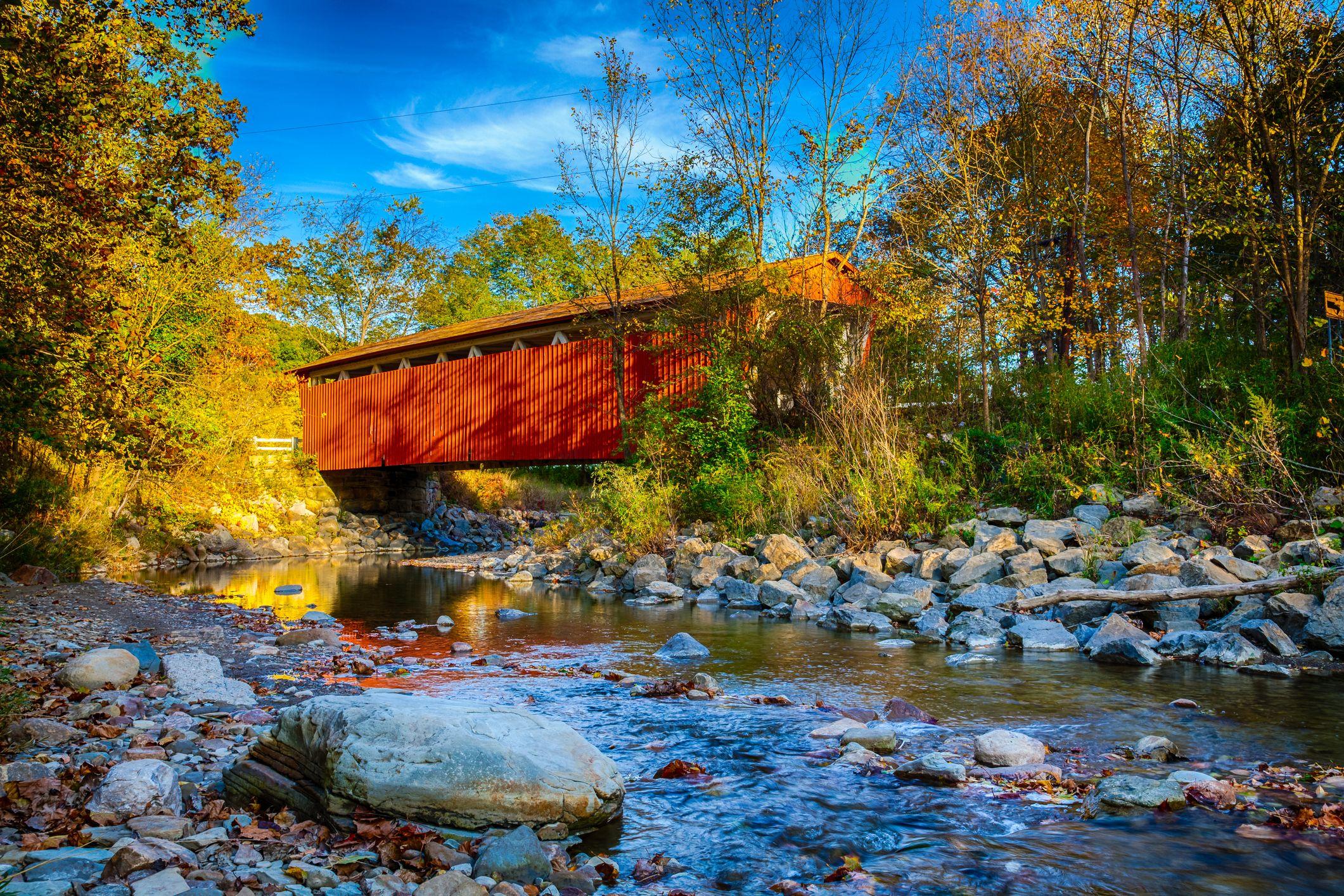 Covered Bridge Autumn Wallpapers - Top Free Covered Bridge Autumn ...