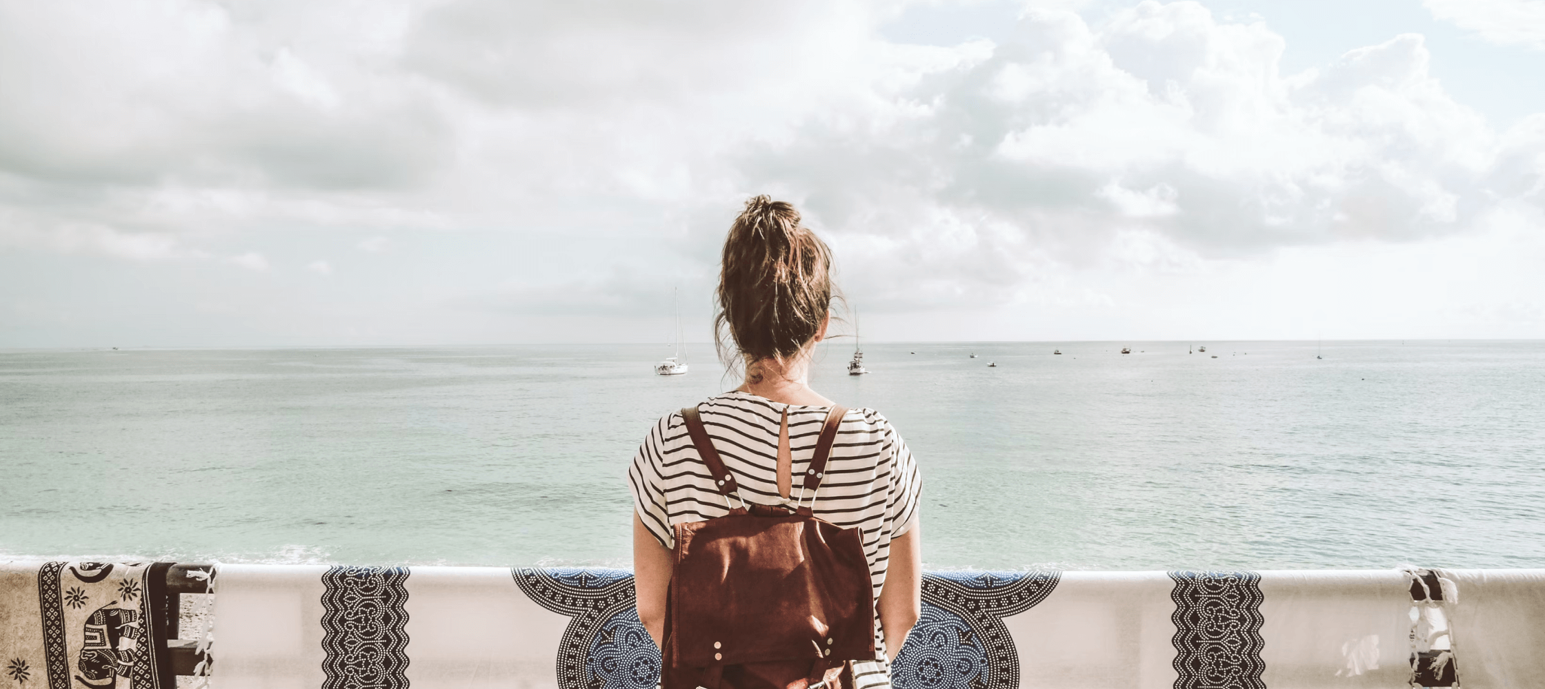 Travel Girl Wallpapers - Top Free Travel Girl Backgrounds - WallpaperAccess