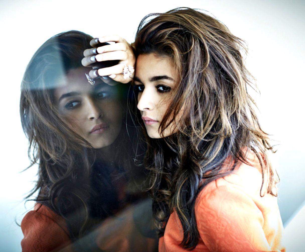 Mirror Girl Wallpapers - Top Free Mirror Girl Backgrounds - WallpaperAccess