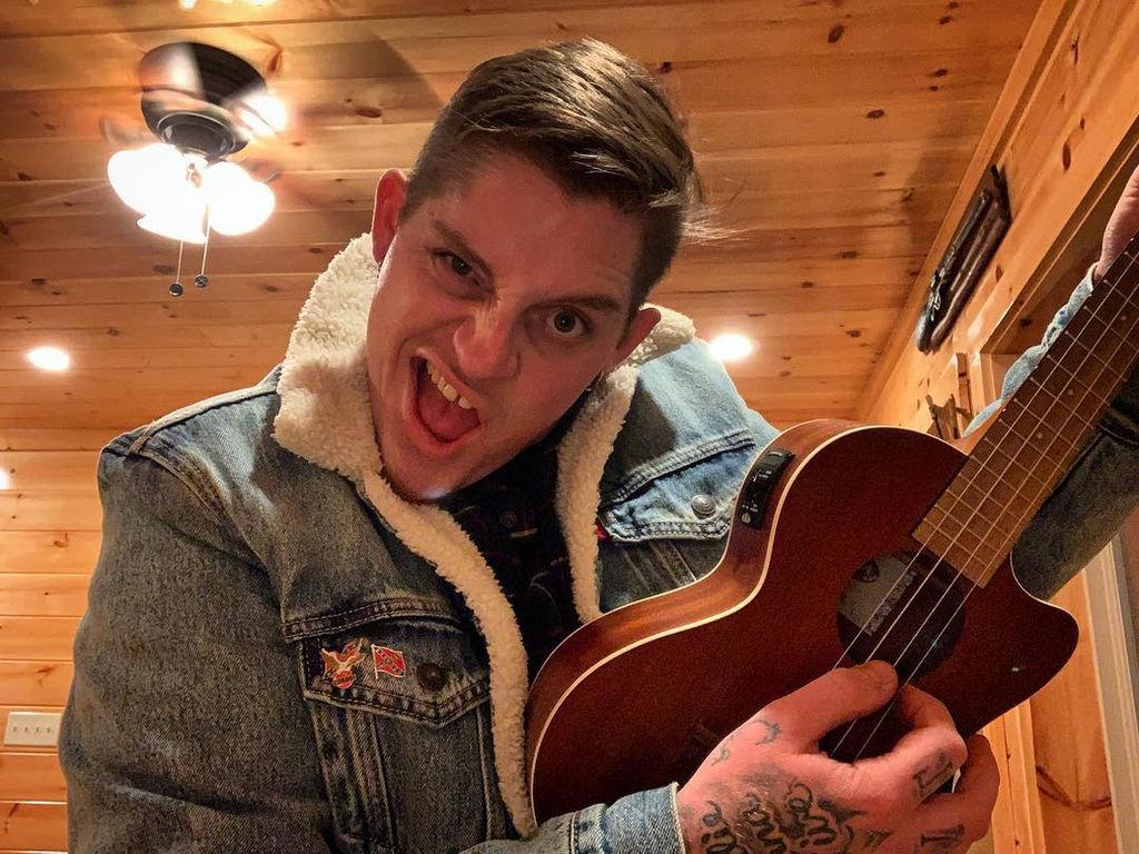 Ryan Upchurch Wallpapers - Top Free Ryan Upchurch Backgrounds ...