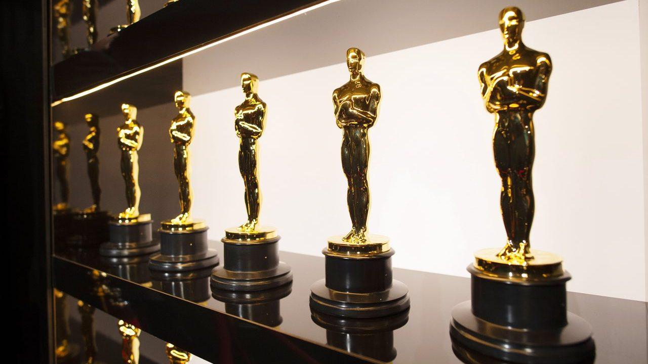 Oscar Trophy Wallpapers - Top Free Oscar Trophy Backgrounds ...