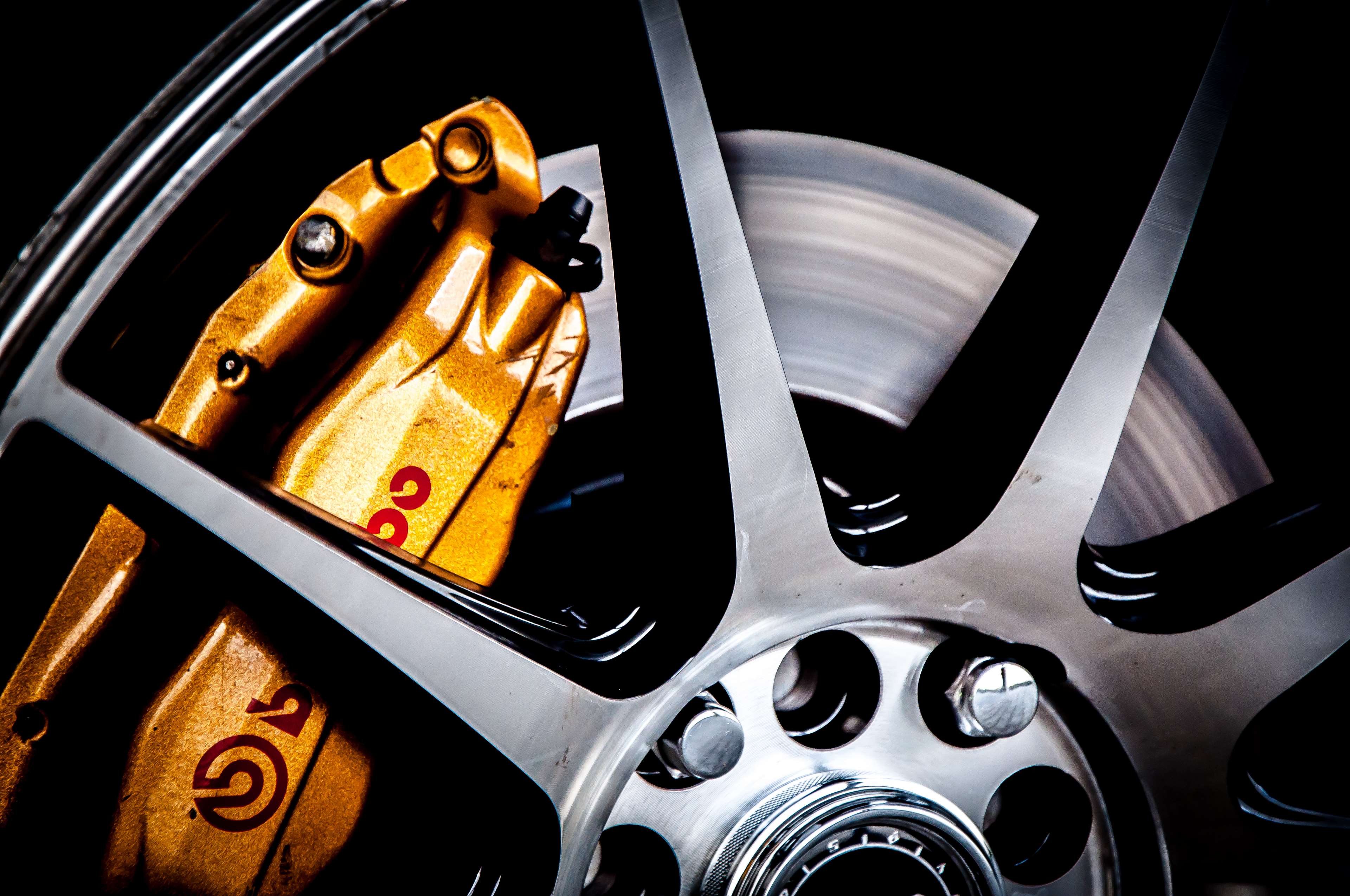 Car Brake Wallpapers - Top Free Car Brake Backgrounds - WallpaperAccess