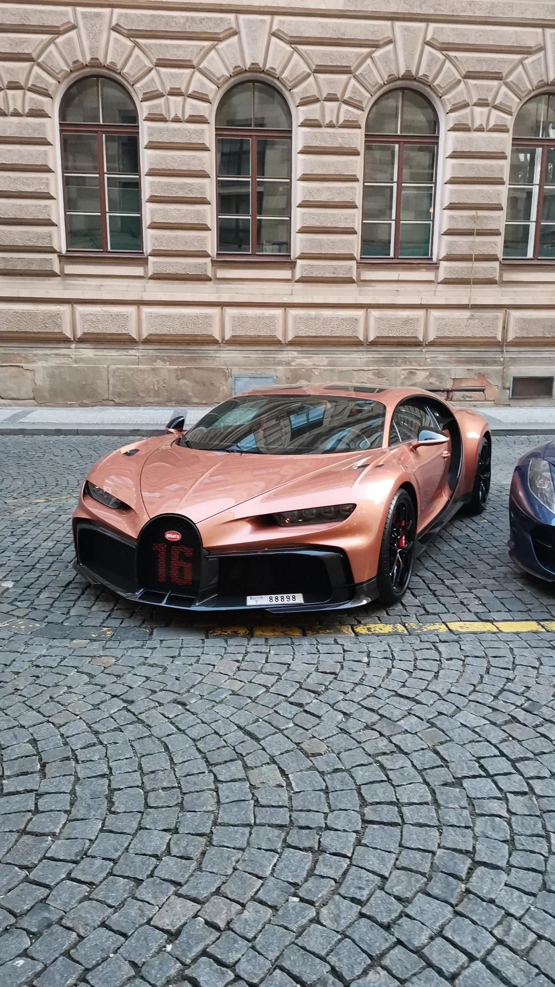 Andrew Tate Bugatti Wallpapers Top Free Andrew Tate Bugatti