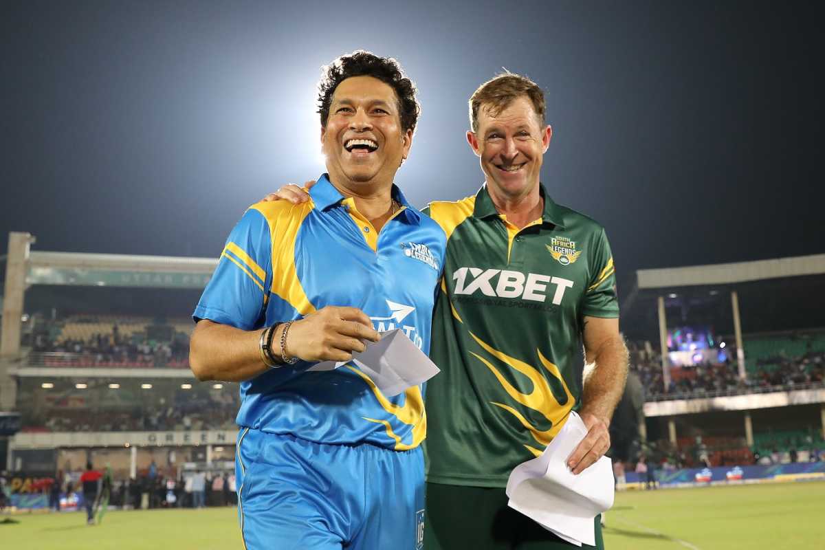 Jonty Rhodes Wallpapers - Top Free Jonty Rhodes Backgrounds ...