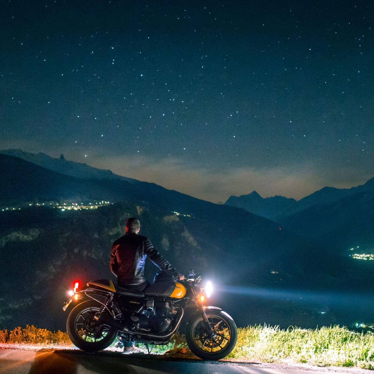 Chilling Wallpapers - Top Free Chilling Backgrounds - WallpaperAccess