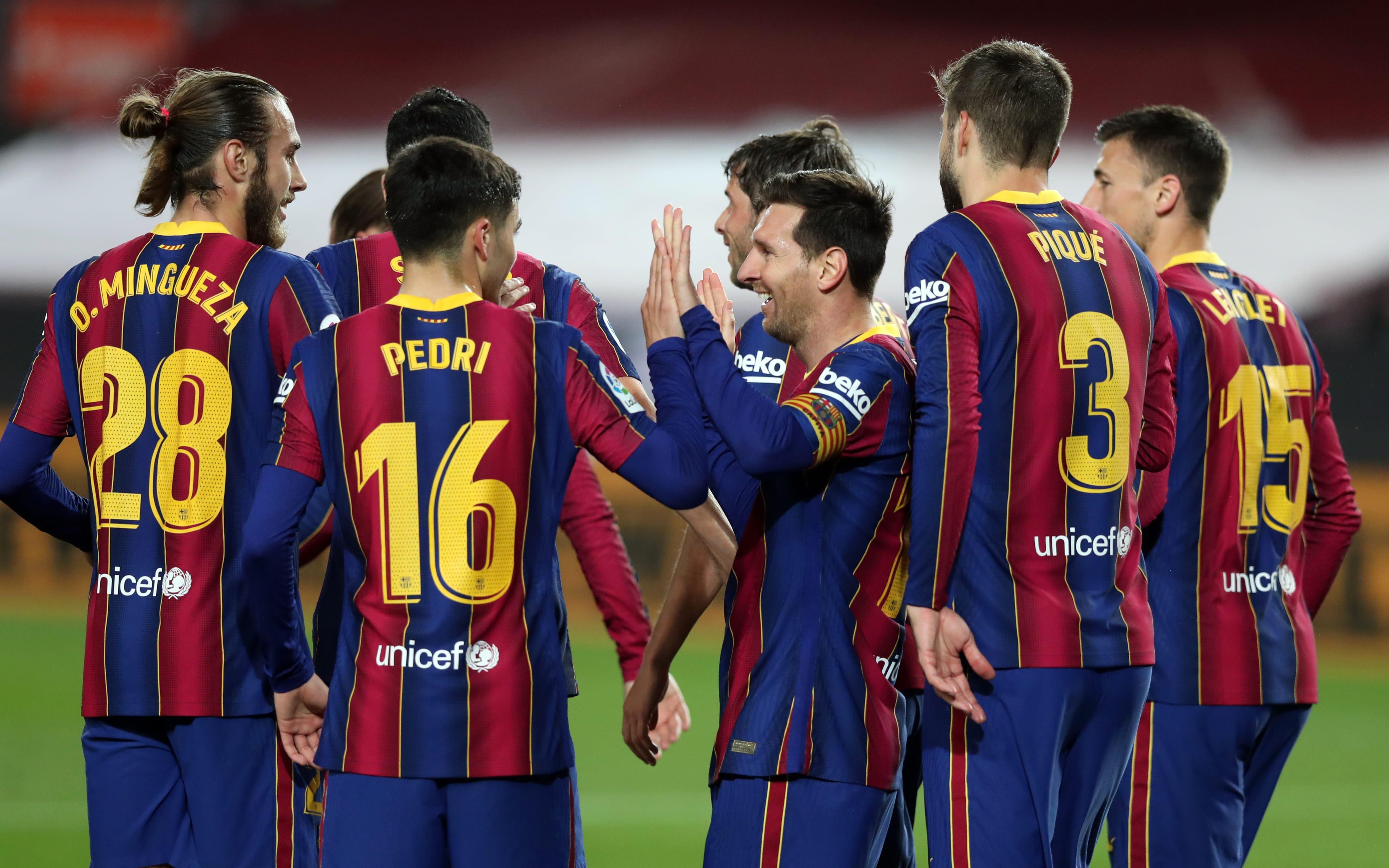 Messi Xavi Iniesta Wallpapers - Top Free Messi Xavi Iniesta Backgrounds ...