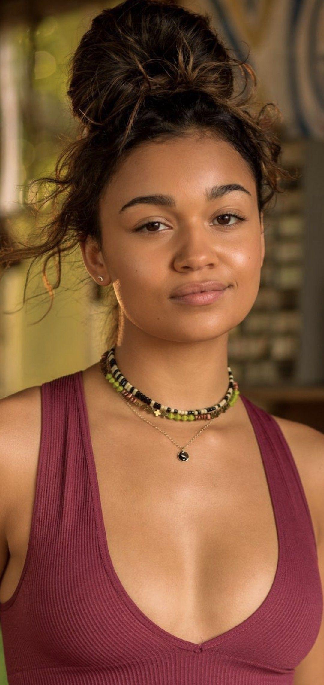 Madison Bailey Wallpapers - Top Free Madison Bailey Backgrounds - WallpaperAccess