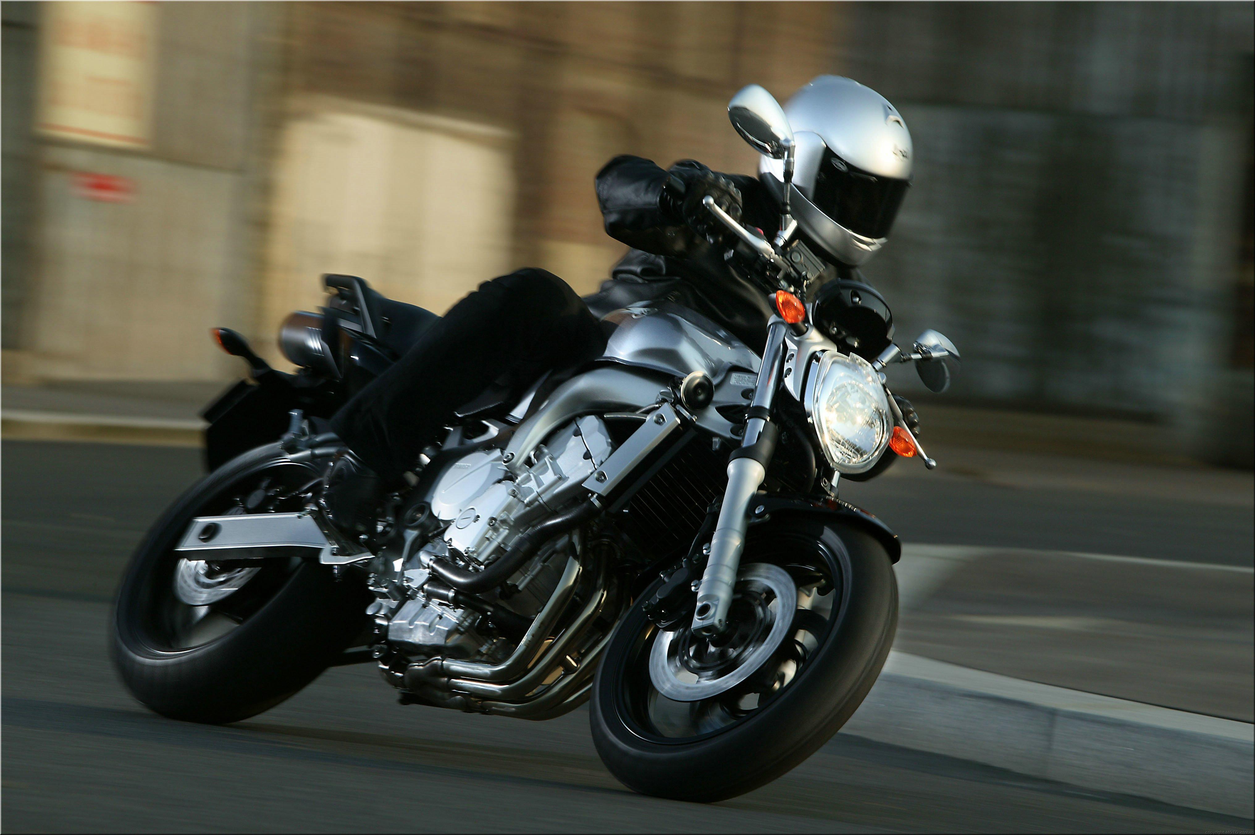 Yamaha FZ6 Wallpapers - Top Free Yamaha FZ6 Backgrounds - WallpaperAccess