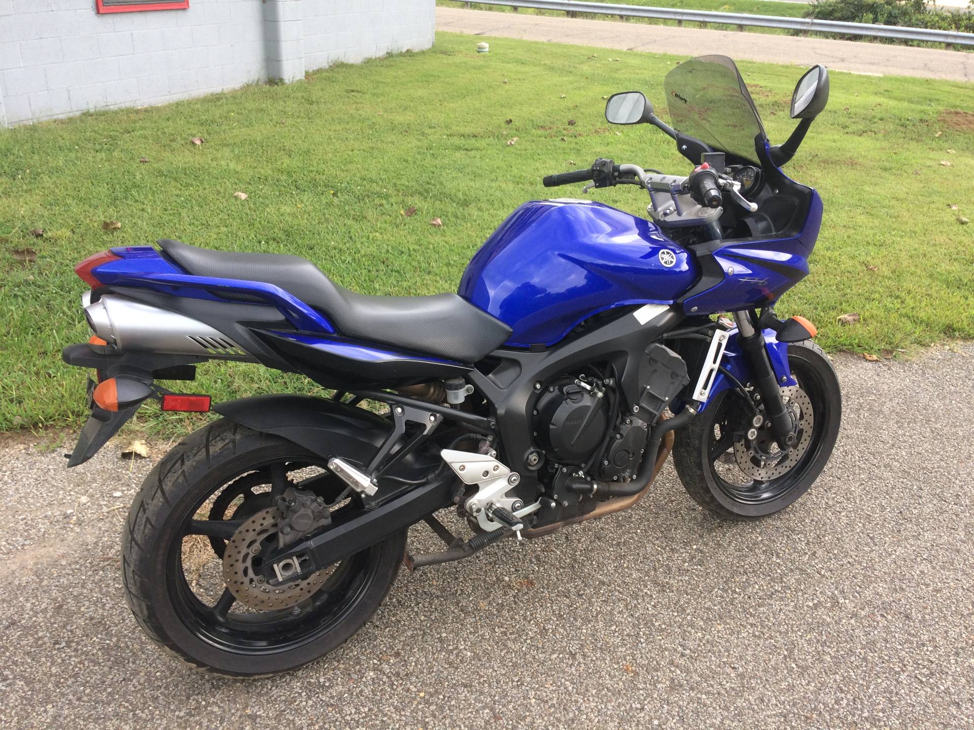 Yamaha FZ6 Wallpapers - Top Free Yamaha FZ6 Backgrounds - WallpaperAccess