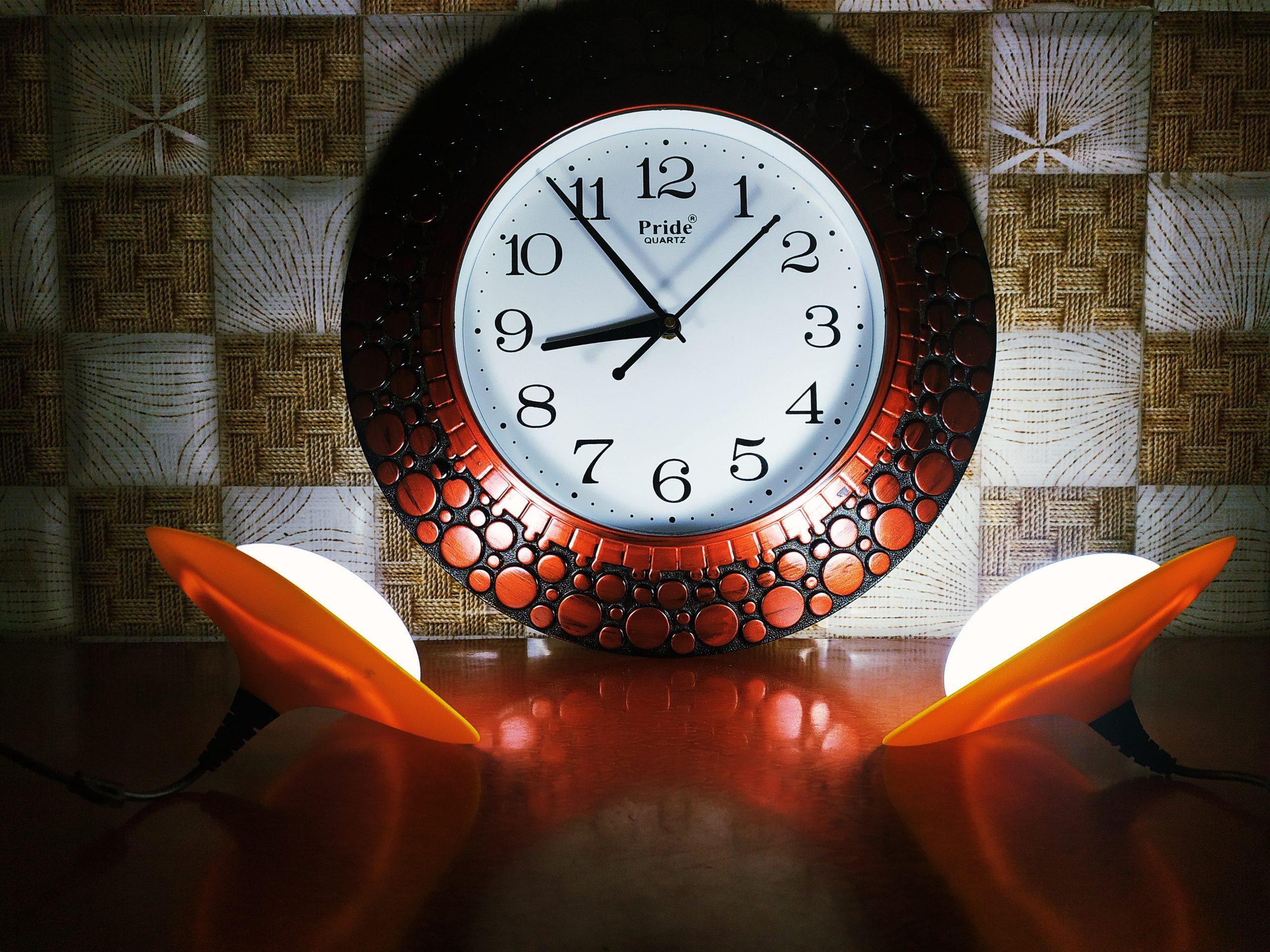 Wall Clock Wallpapers - Top Free Wall Clock Backgrounds - WallpaperAccess