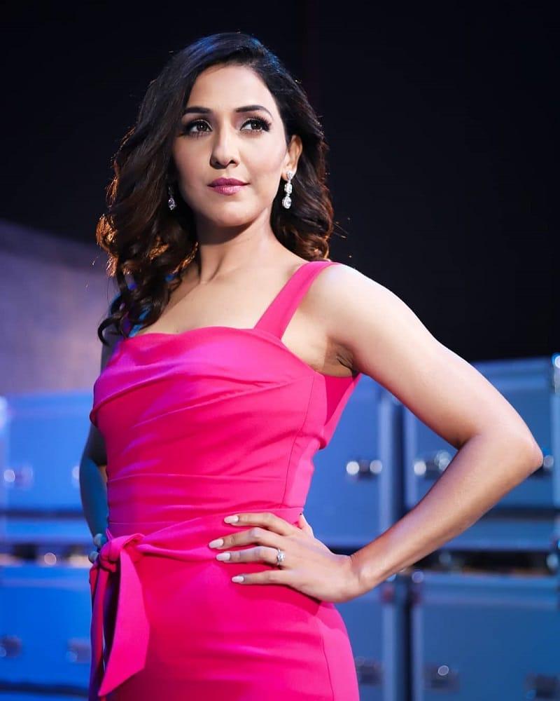 Neeti Mohan Wallpapers - Top Free Neeti Mohan Backgrounds - WallpaperAccess