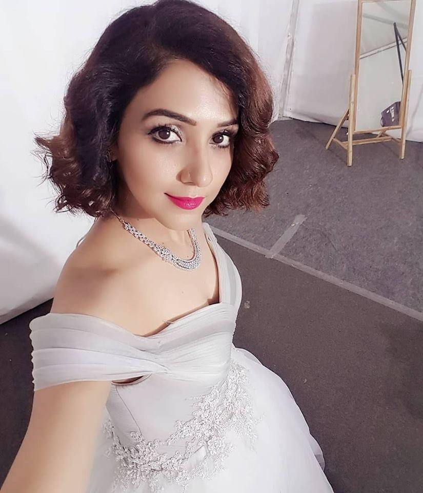 Neeti Mohan Wallpapers - Top Free Neeti Mohan Backgrounds - WallpaperAccess