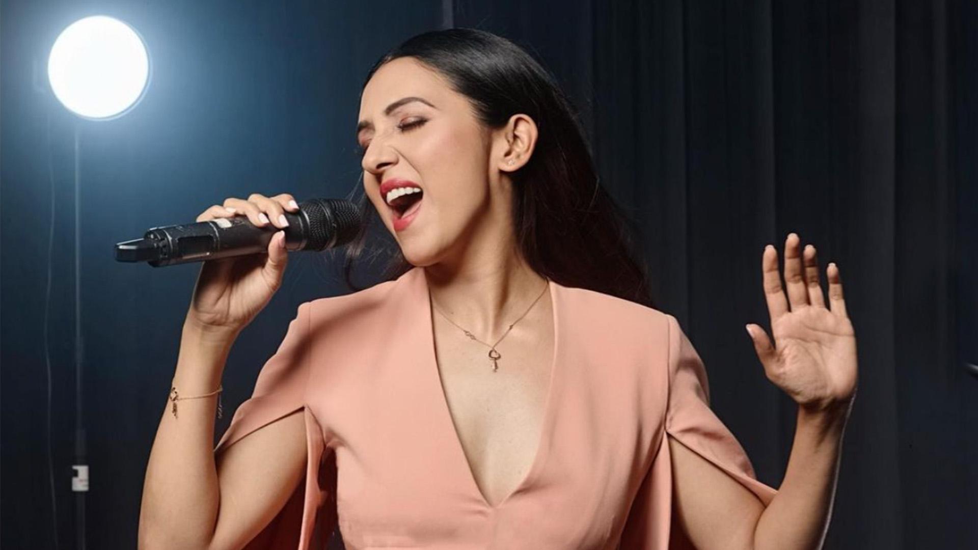 Neeti Mohan Wallpapers - Top Free Neeti Mohan Backgrounds - WallpaperAccess