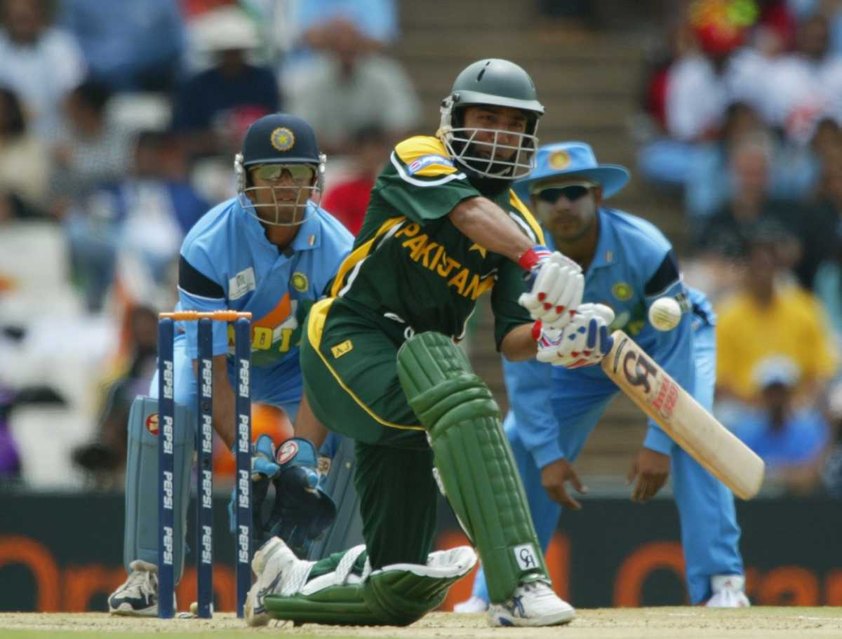 Saeed Anwar Wallpapers - Top Free Saeed Anwar Backgrounds - WallpaperAccess