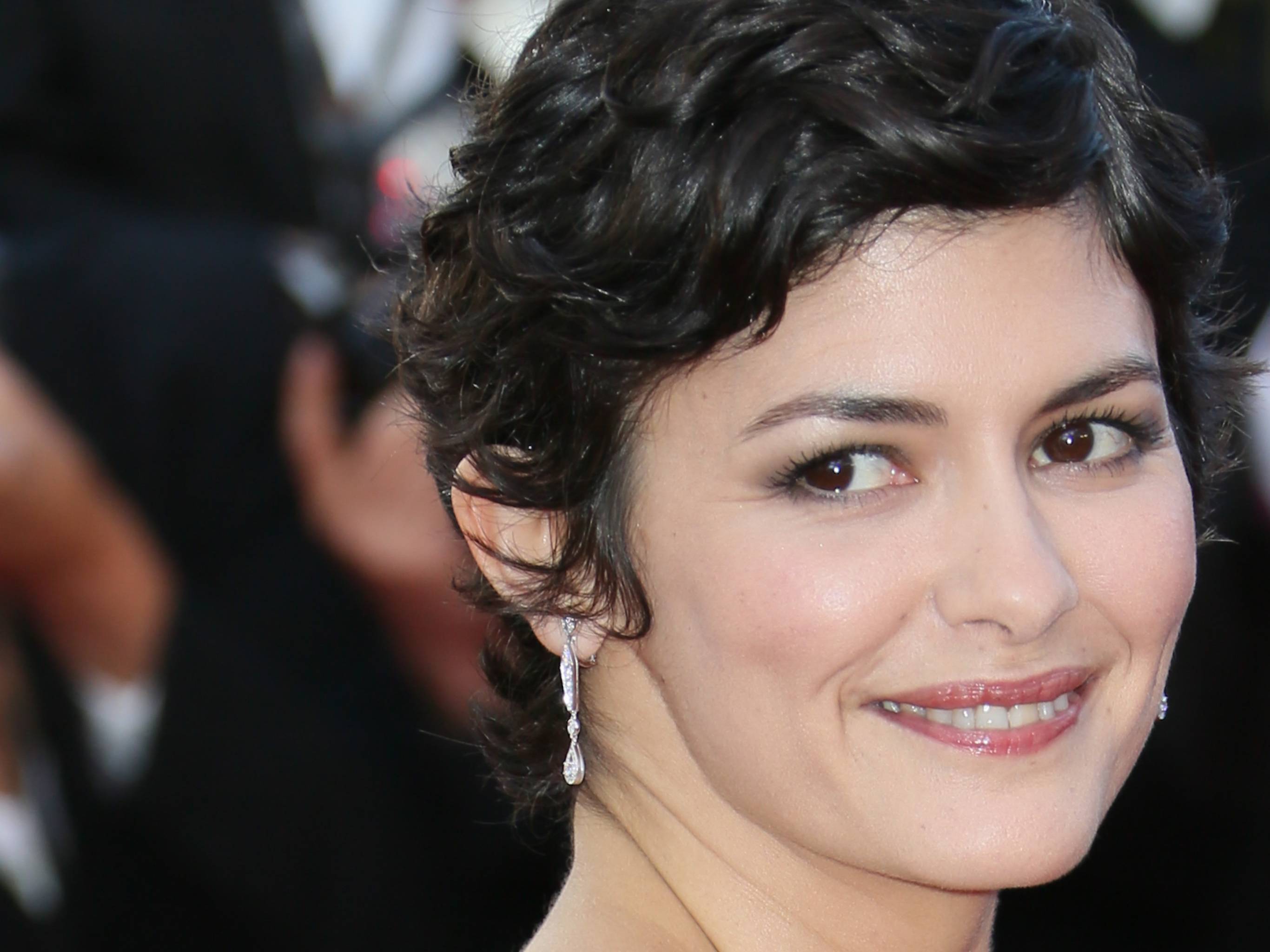 Audrey Tautou Wallpapers Top Free Audrey Tautou Backgrounds Wallpaperaccess