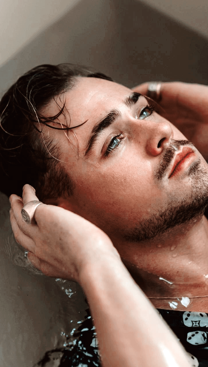 Dacre Montgomery Wallpapers - Top Free Dacre Montgomery Backgrounds ...