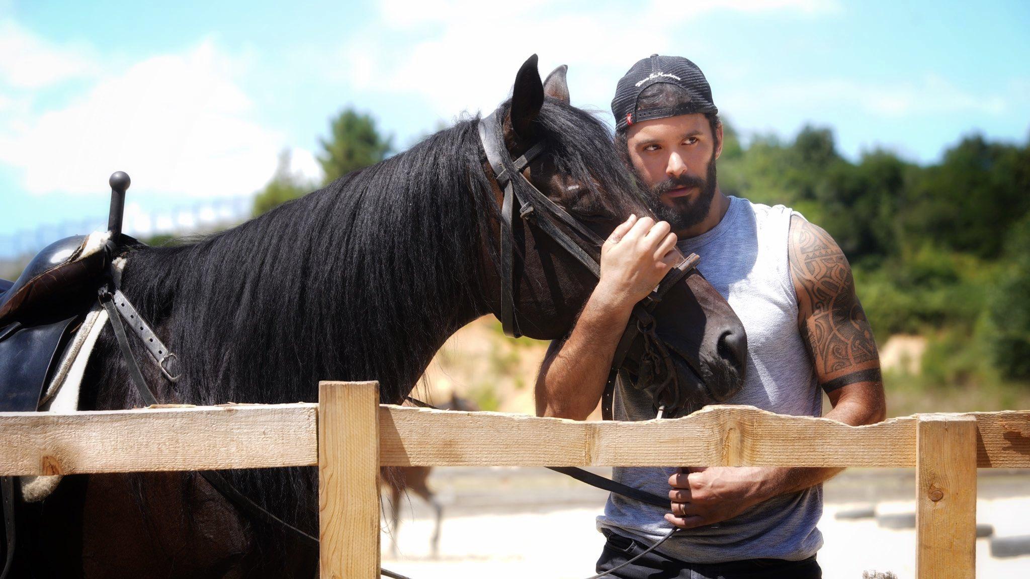 Alp Arslan Wallpapers - Top Free Alp Arslan Backgrounds - WallpaperAccess