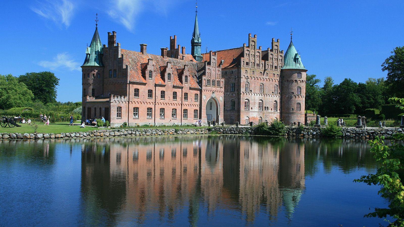 Countryside Castle Wallpapers - Top Free Countryside Castle Backgrounds ...