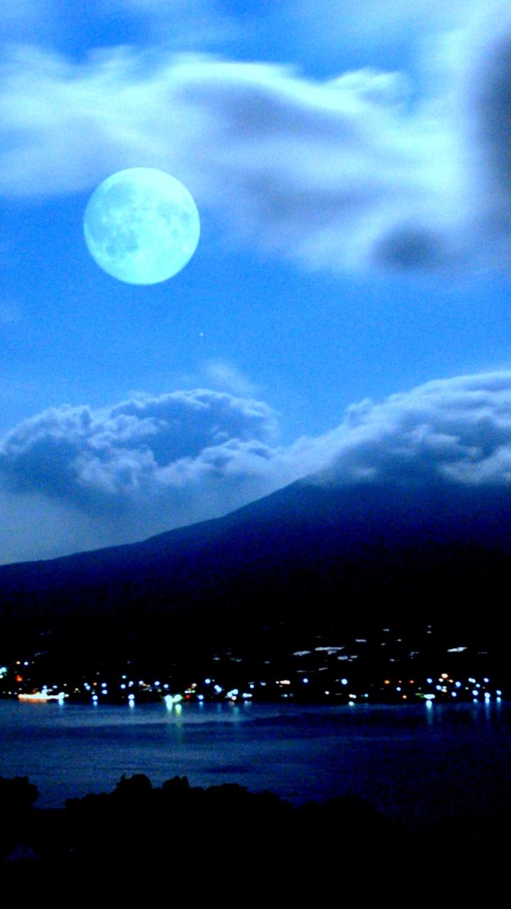 Moon Mobile Wallpapers - Top Free Moon Mobile Backgrounds - WallpaperAccess