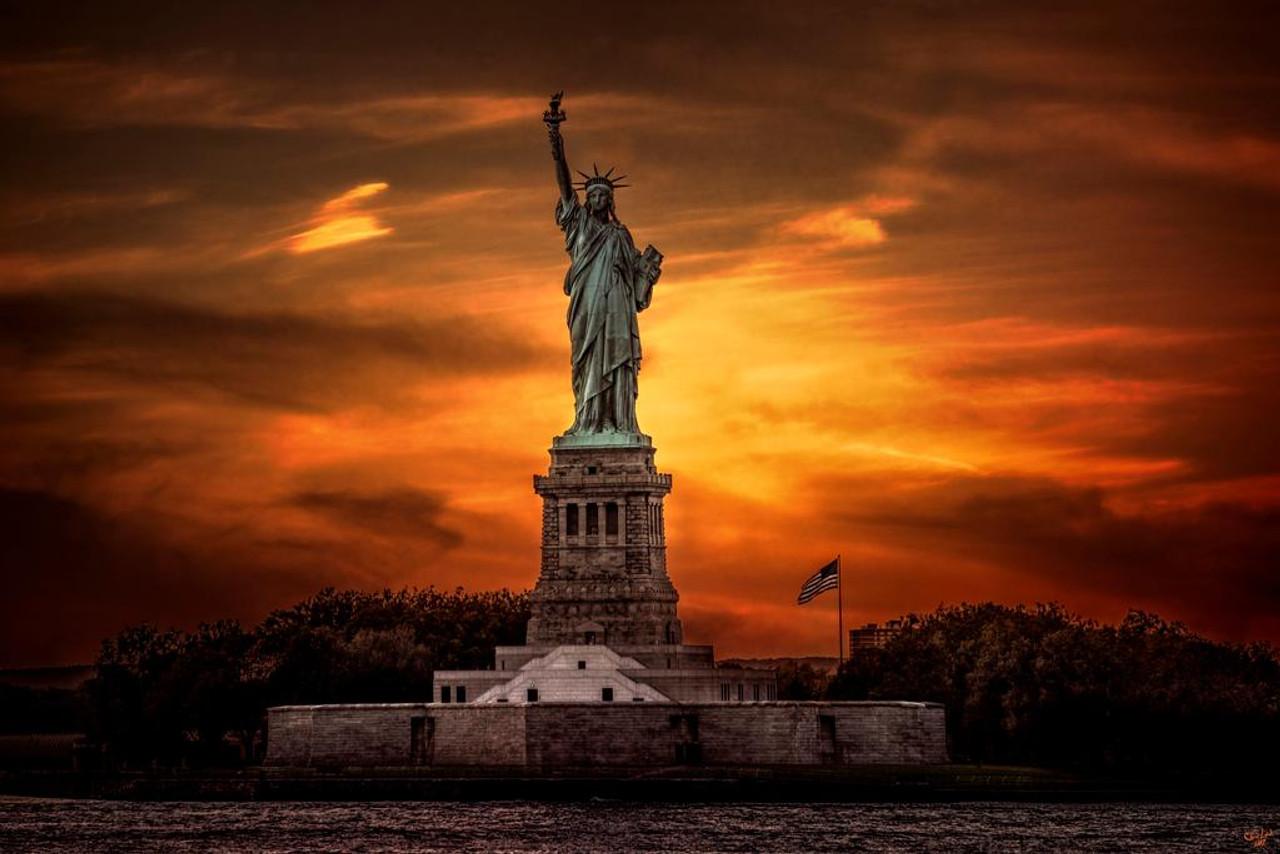 Statue of Liberty Sunset Wallpapers - Top Free Statue of Liberty Sunset ...