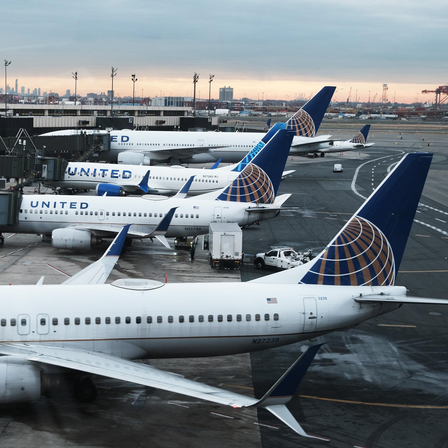 United Airlines iPhone Wallpapers - Top Free United Airlines iPhone ...