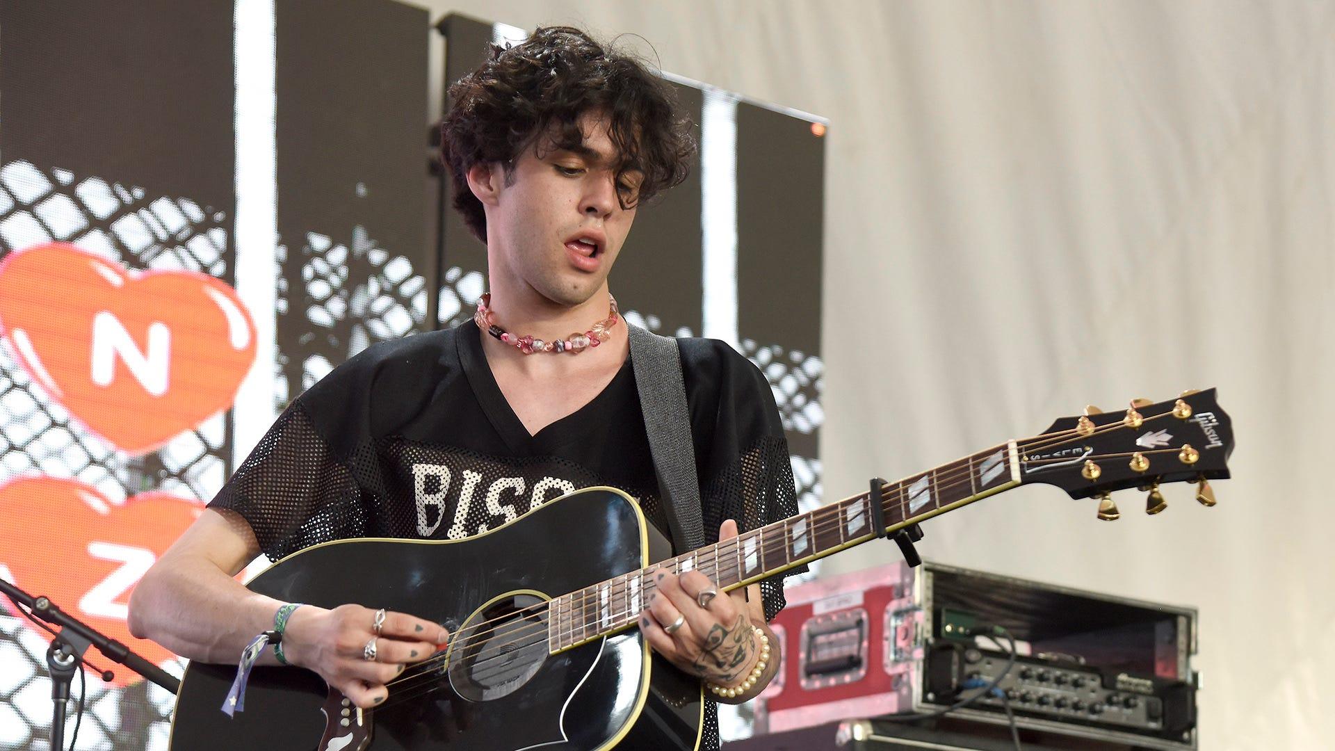 Stephen Sanchez Wallpapers - Top Free Stephen Sanchez Backgrounds ...