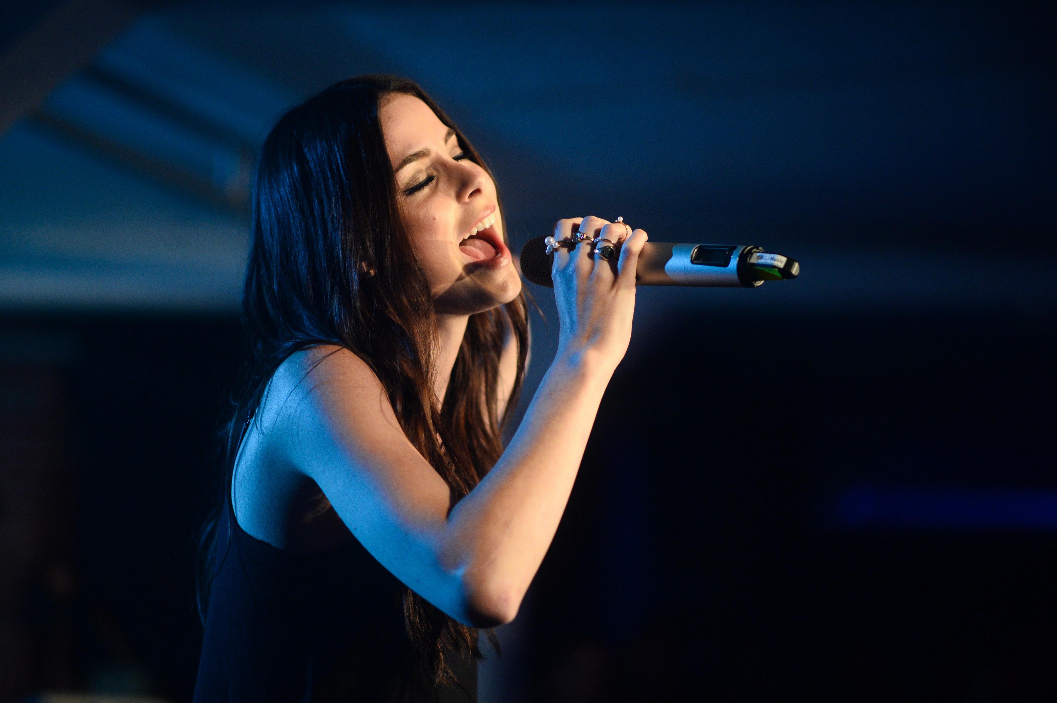 Lena Meyer Landrut Wallpapers - Top Free Lena Meyer Landrut Backgrounds ...