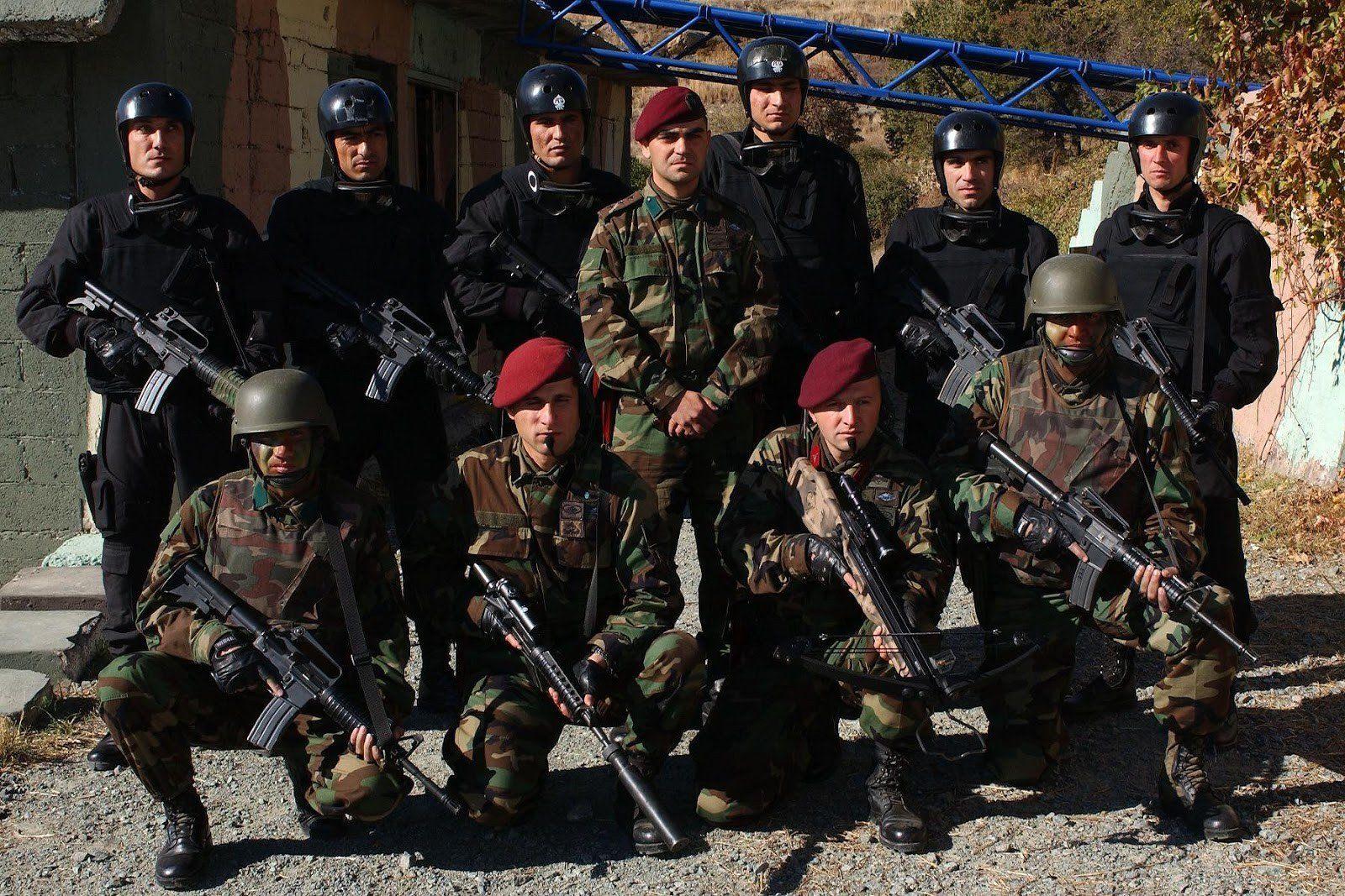 Maroon Beret Wallpapers - Top Free Maroon Beret Backgrounds ...
