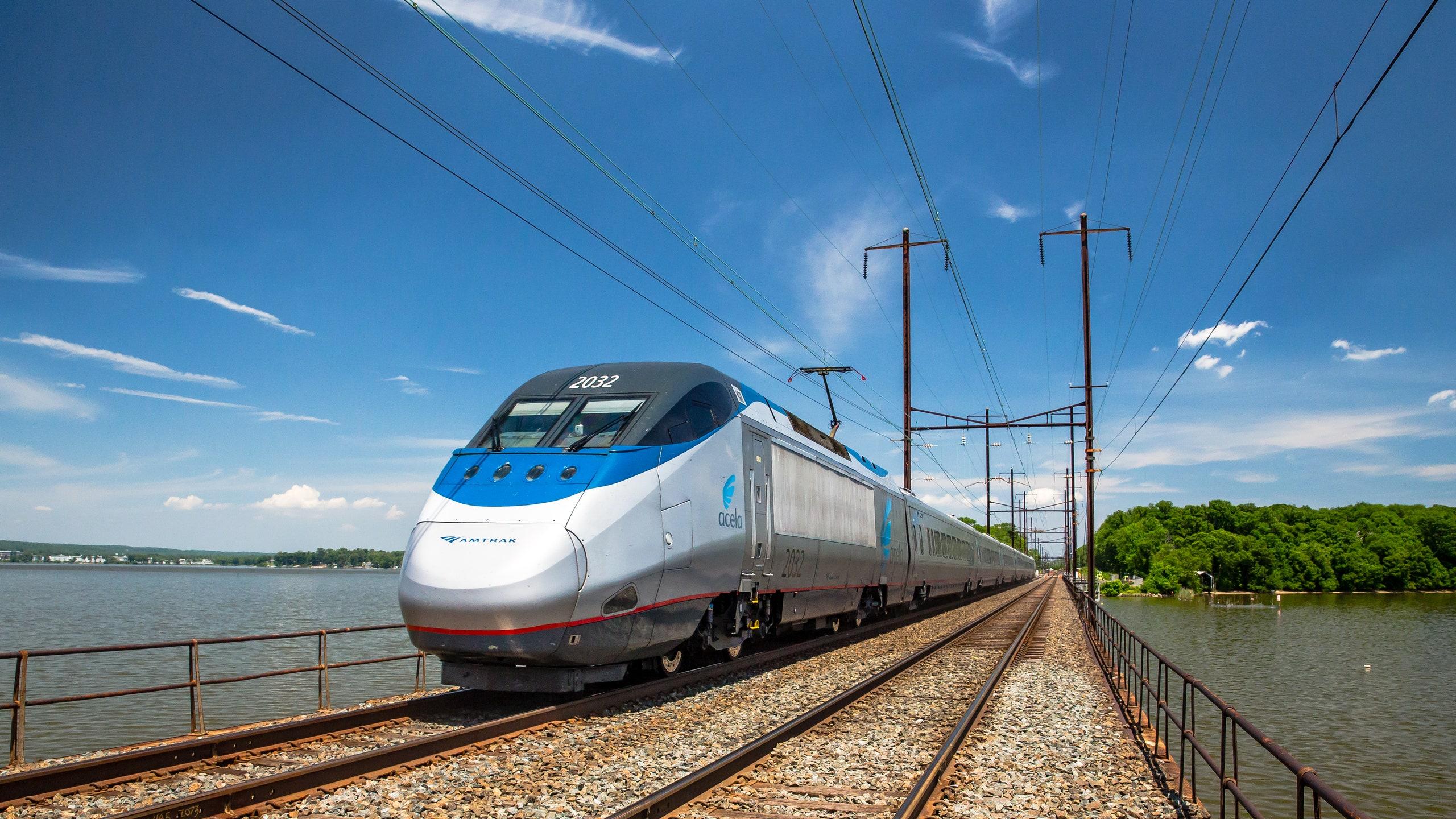 Amtrack Wallpapers - Top Free Amtrack Backgrounds - WallpaperAccess