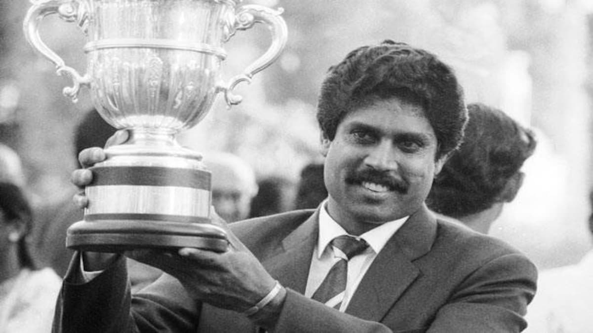 Kapil Dev Wallpapers - Top Free Kapil Dev Backgrounds - WallpaperAccess