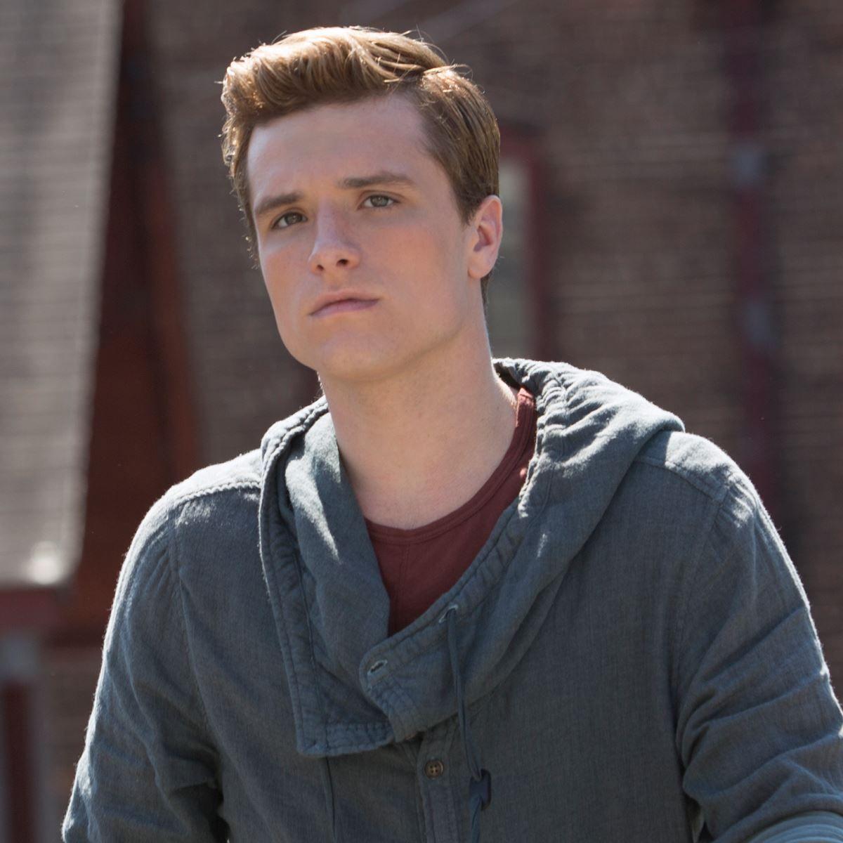 Peeta Mellark Wallpapers - Top Free Peeta Mellark Backgrounds ...